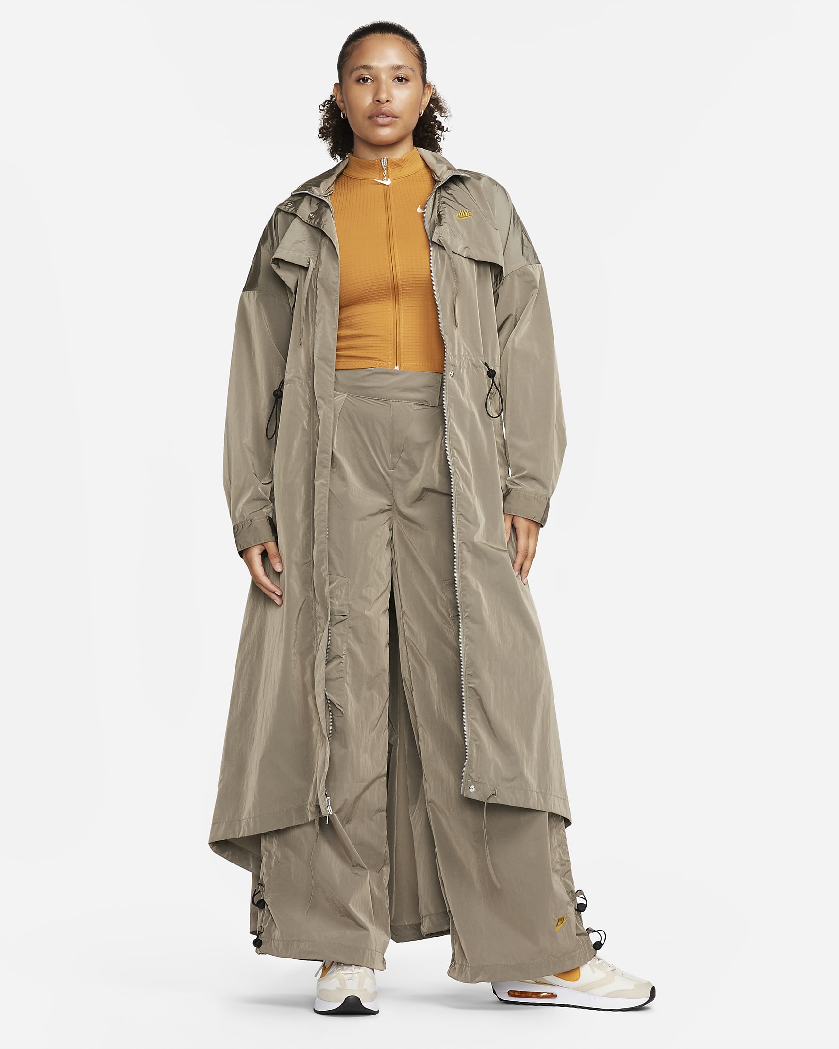 Nike Sportswear Tech Pack Women's Repel Trousers. Nike BE