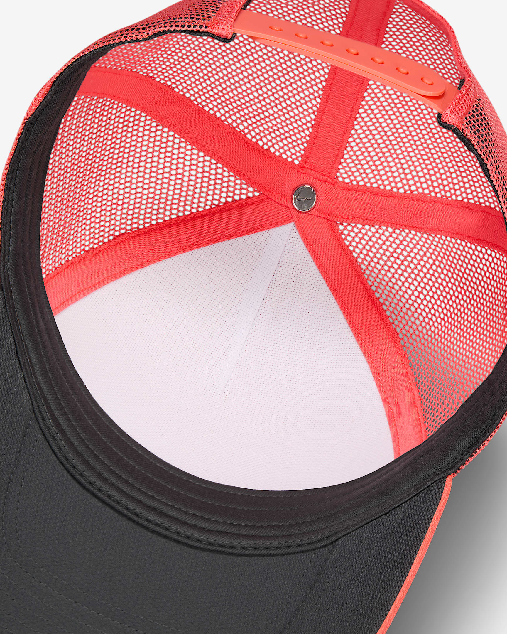 Nike Rise Dri-FIT Trucker Cap. Nike NL