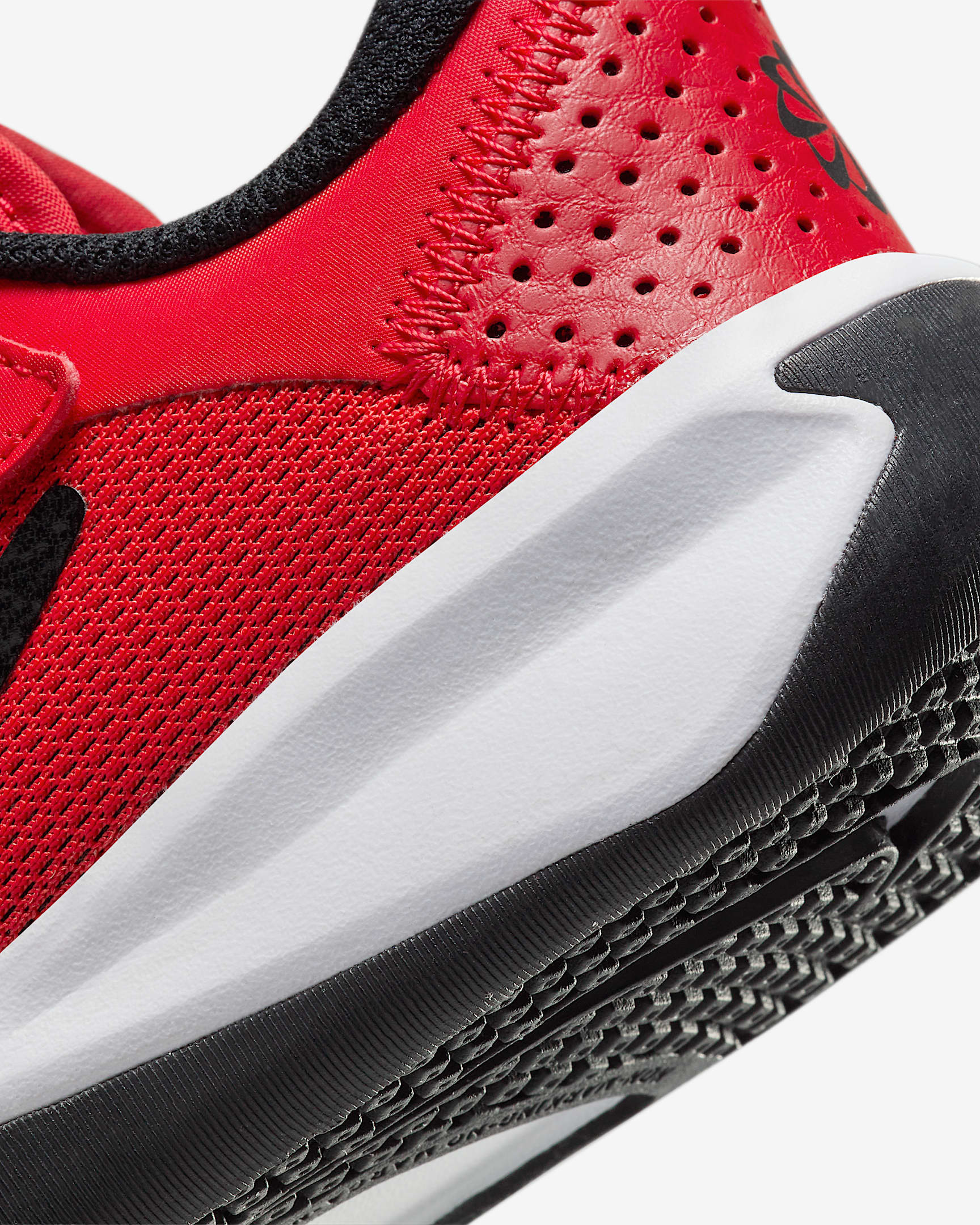 Nike Omni Multi-Court Younger Kids' Shoes. Nike CA