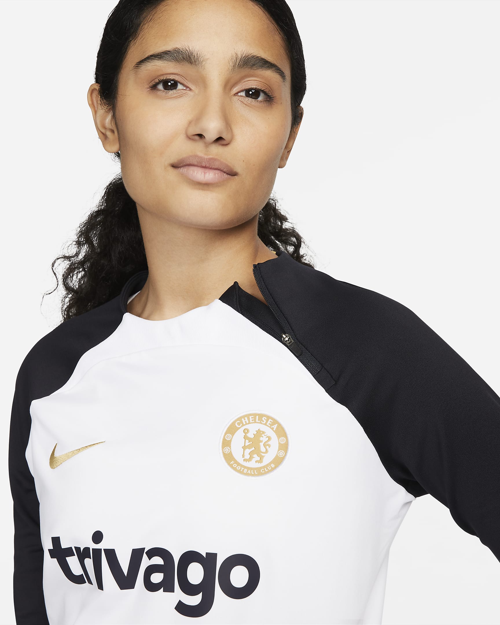 Chelsea F.C. Strike Women's Nike Dri-FIT Crew-Neck Football Drill Top. Nike NZ