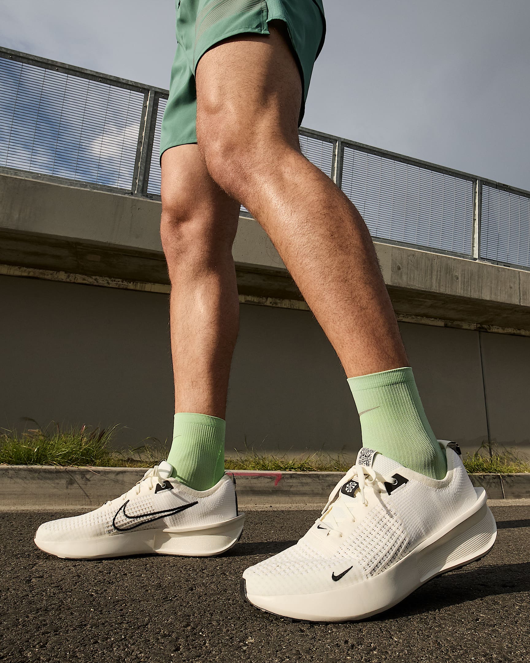 Nike Interact Run SE 男款路跑鞋。Nike TW