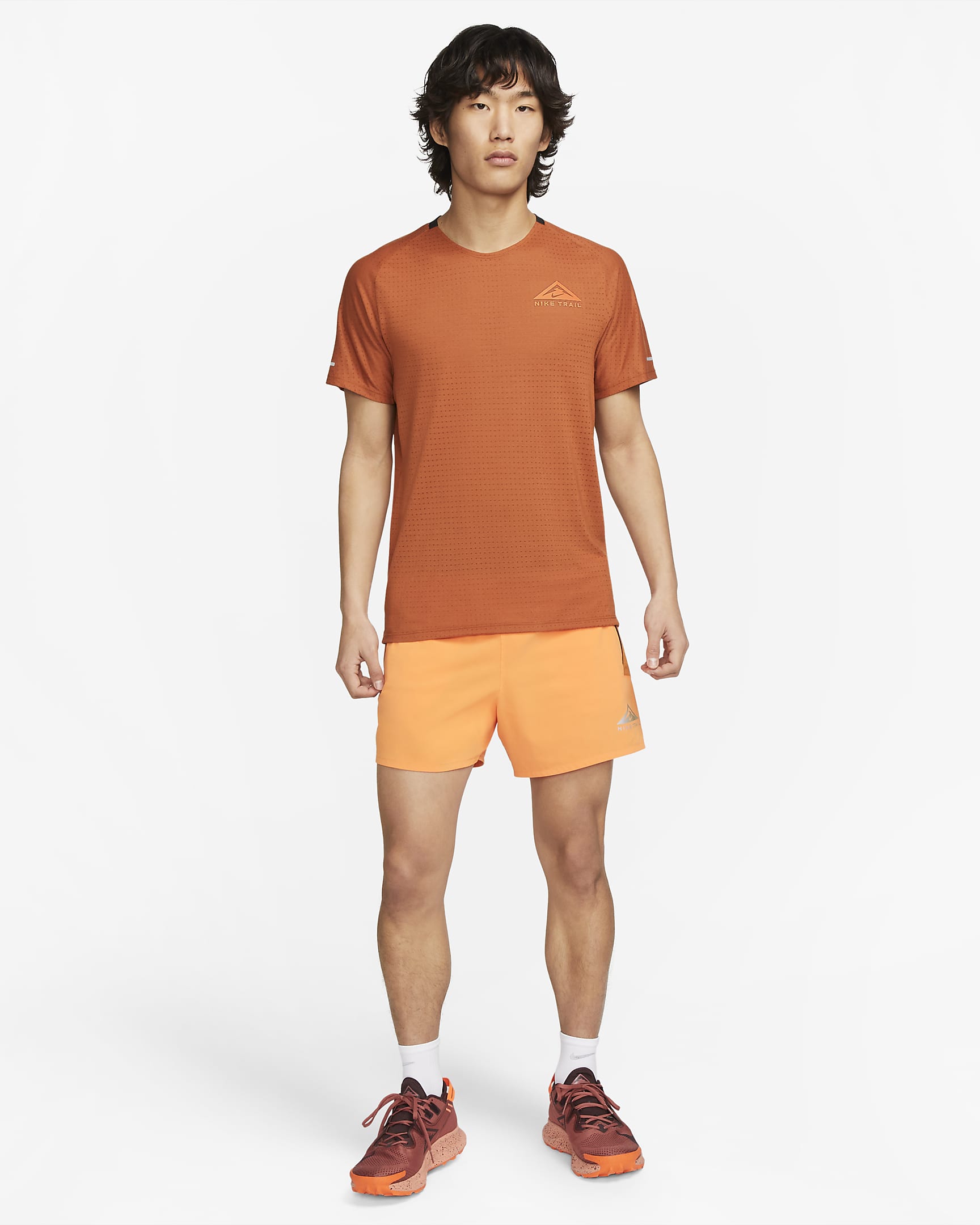 Nike Dri-FIT Trail Solar Chase Men's Short-Sleeve Trail Running Top ...