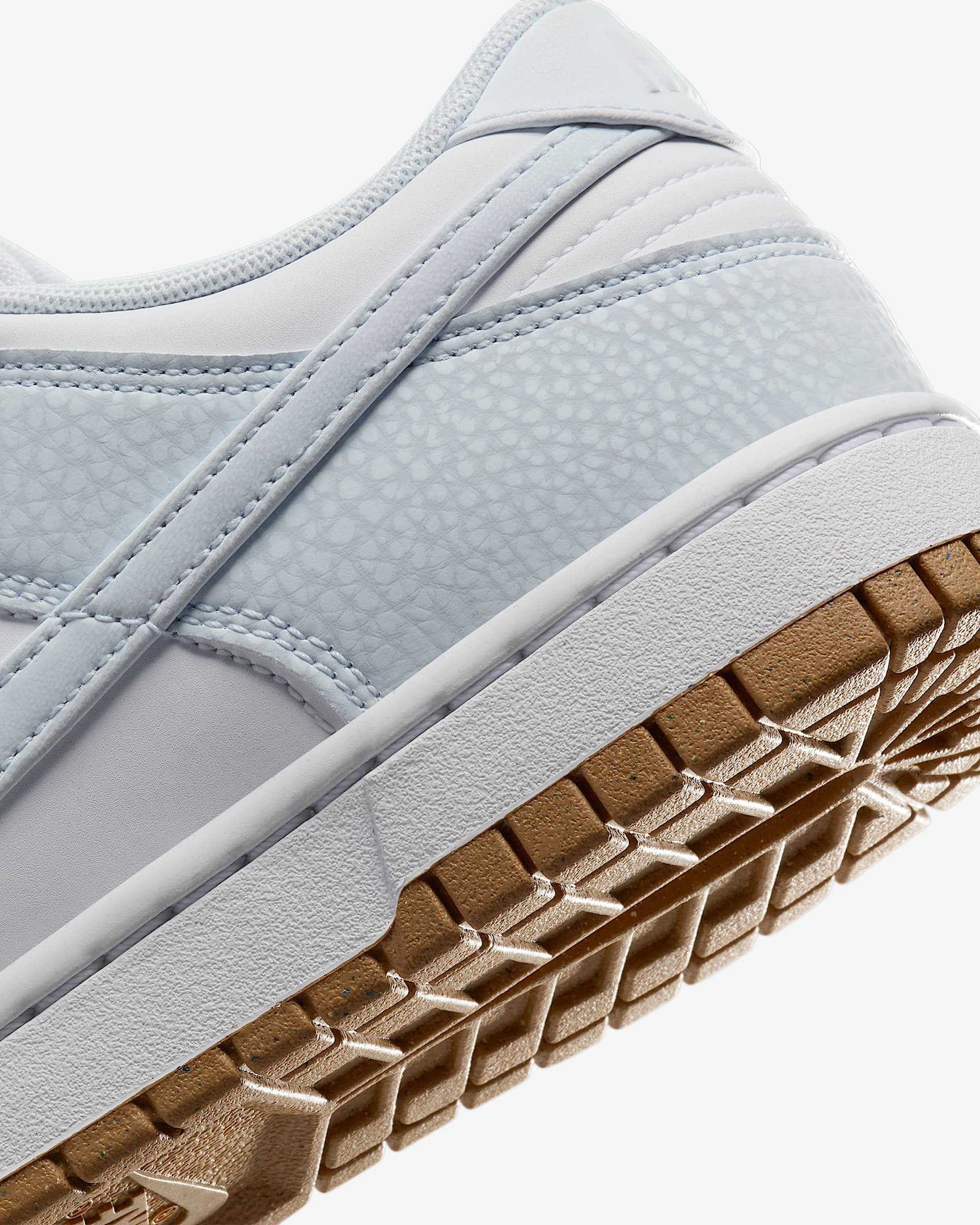 Nike Dunk Low Premium Next Nature Sabatilles - Dona. Nike ES