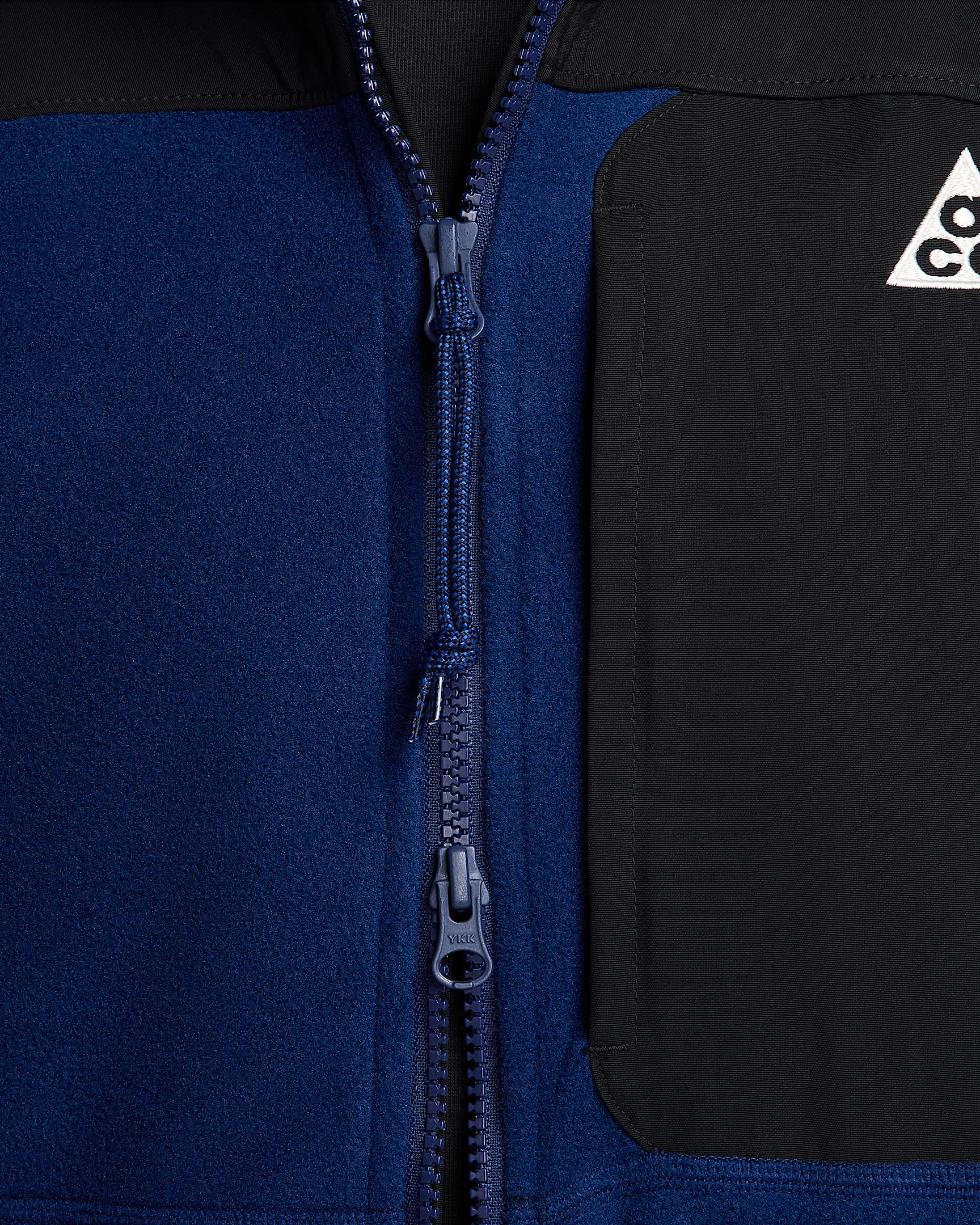 Nike ACG 'Wolf Tree' Plus Full-Zip Hooded Mid Layer. Nike ZA