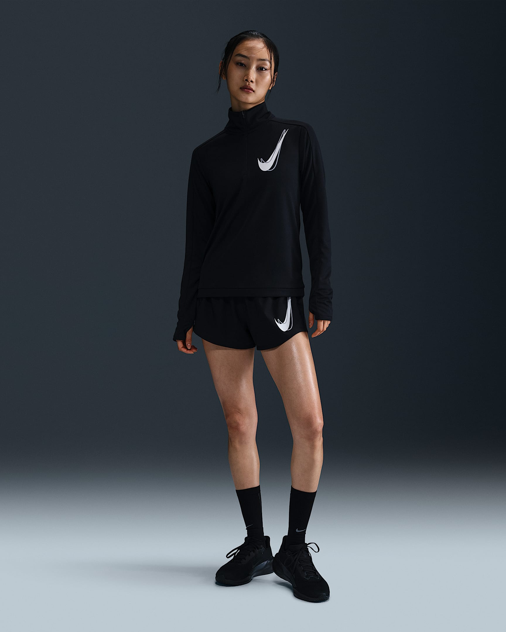 เสื้อวิ่งมิดเลเยอร์ Dri-FIT ซิปสั้นผู้หญิง Nike Swoosh Nike TH