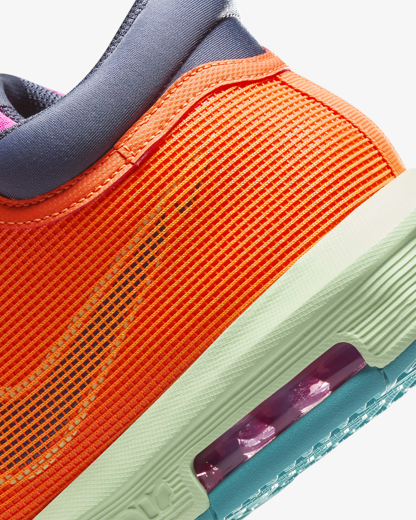 LeBron Witness 8 Basketball Shoes. Nike PT