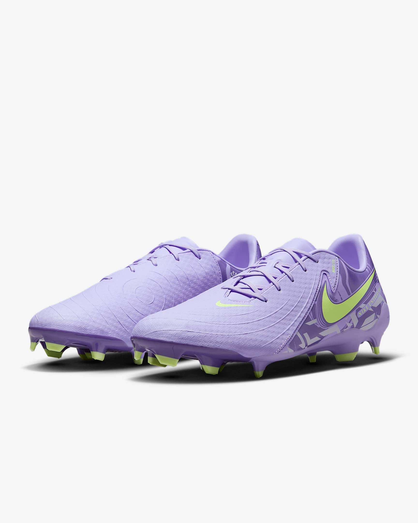 Nike United Phantom GX 2 Academy MG Low-Top Football Boot. Nike IE