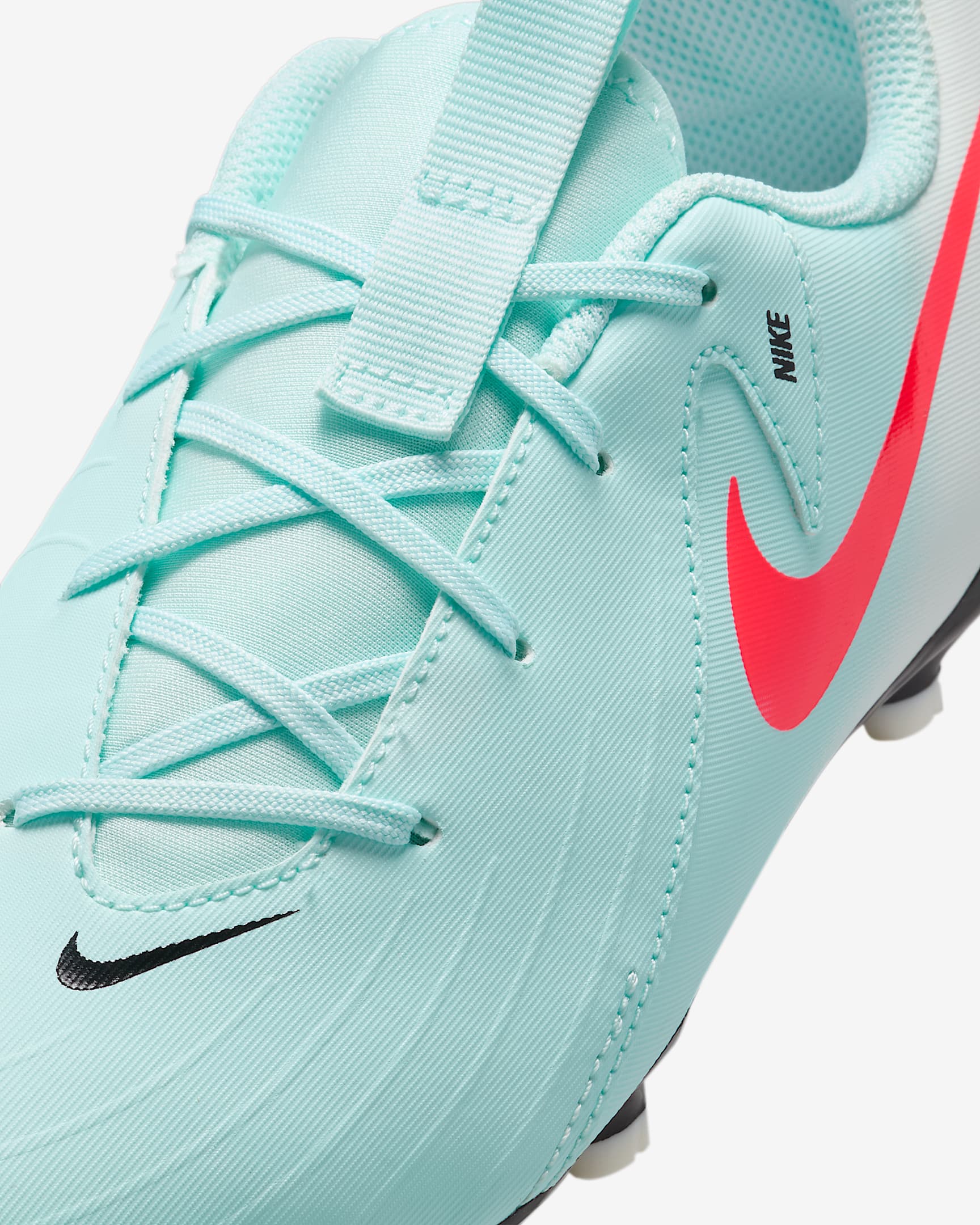 Nike Jr. Phantom GX 2 Academy Younger/Older Kids' MG Low-Top Football Boot. Nike UK