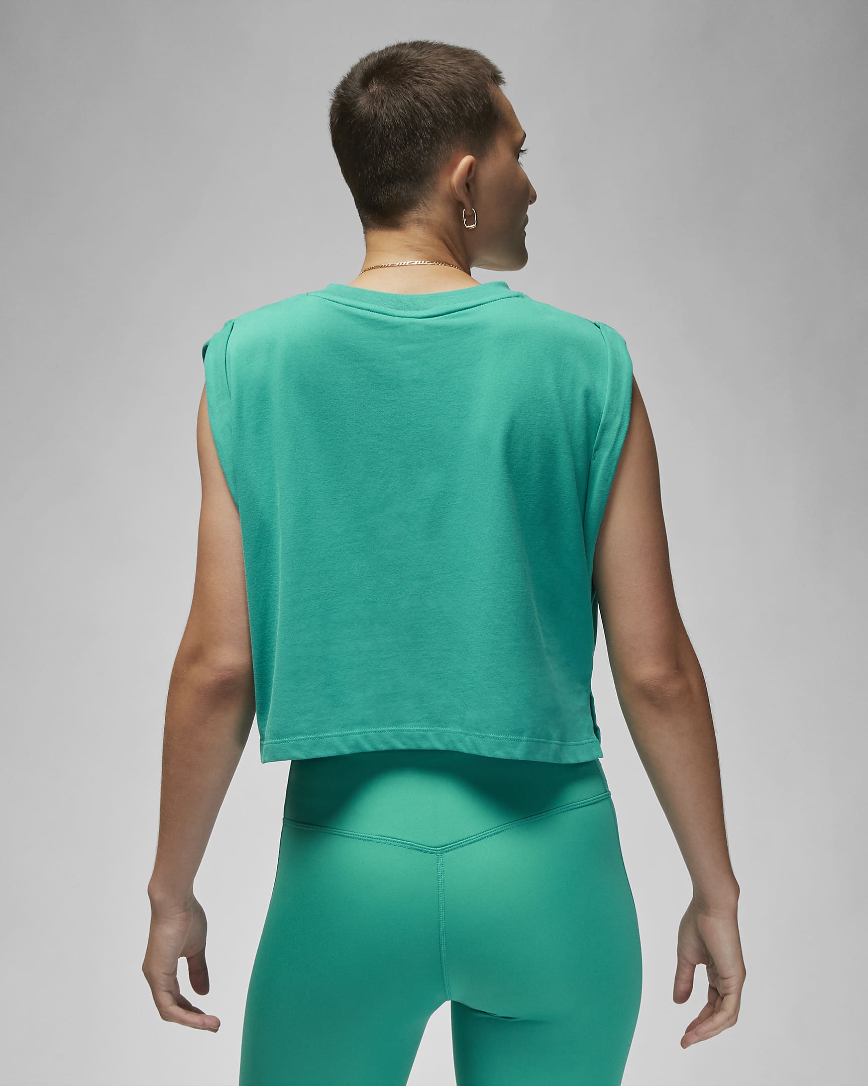 Jordan Sport Essentials Women's Tank. Nike LU