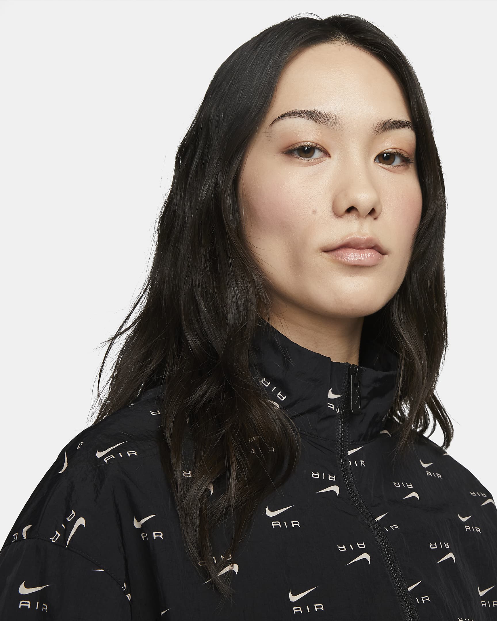 Nike Air Women's 1/4-Zip Mod Crop Woven Top. Nike JP