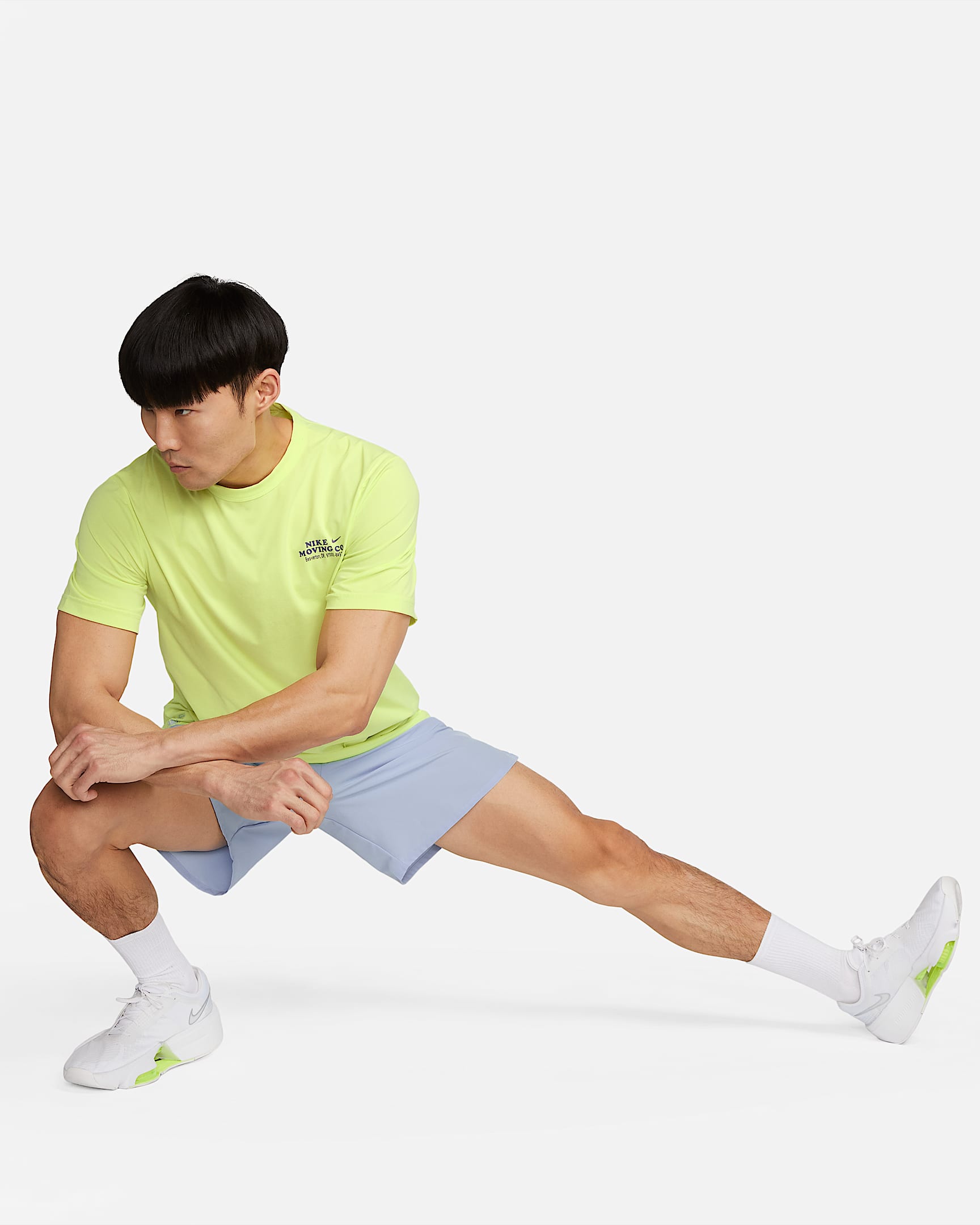 Nike Dri-FIT UV Hyverse Men's Short-Sleeve Fitness Top. Nike ID