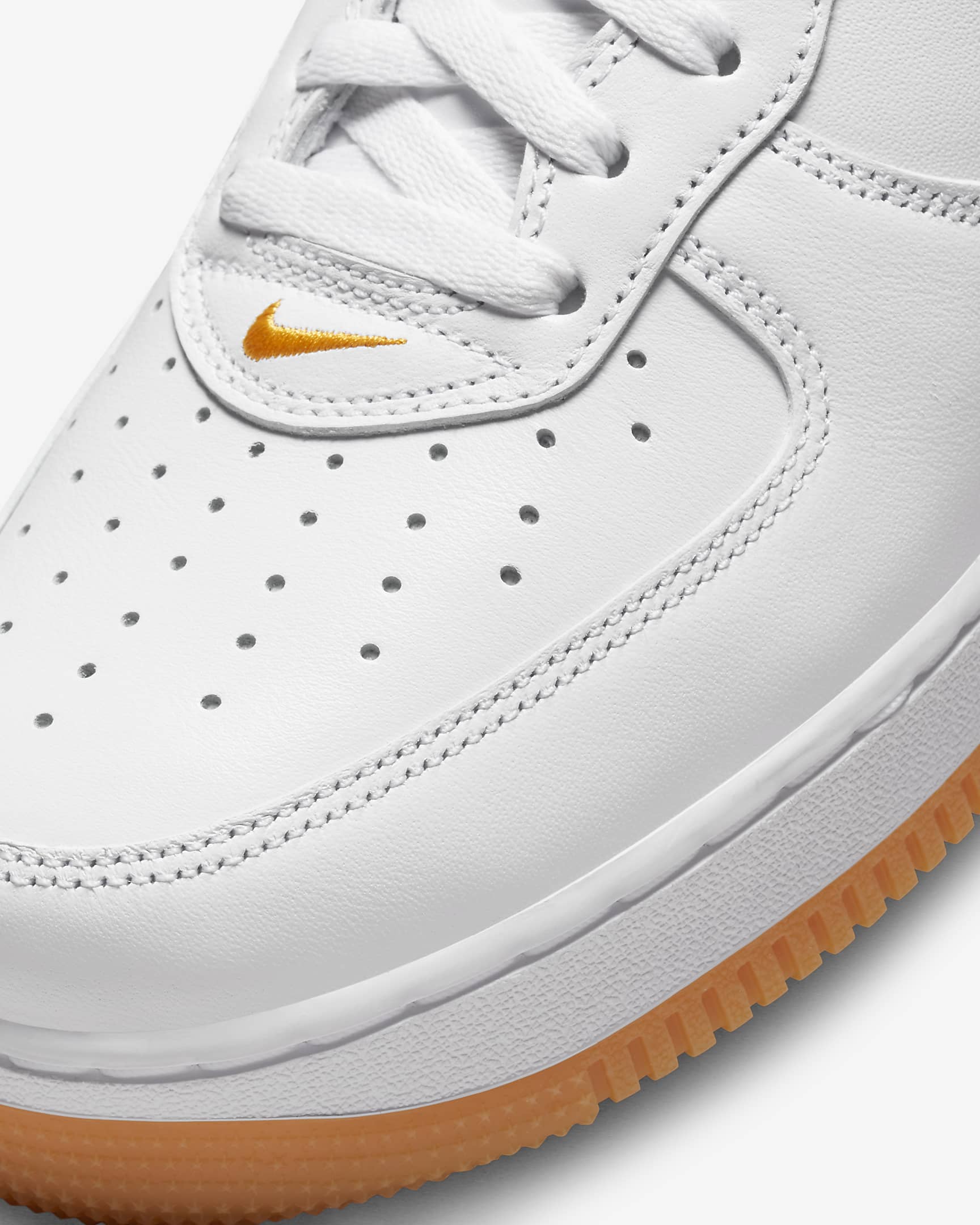 Nike Air Force 1 Low Retro Men's Shoes. Nike BE
