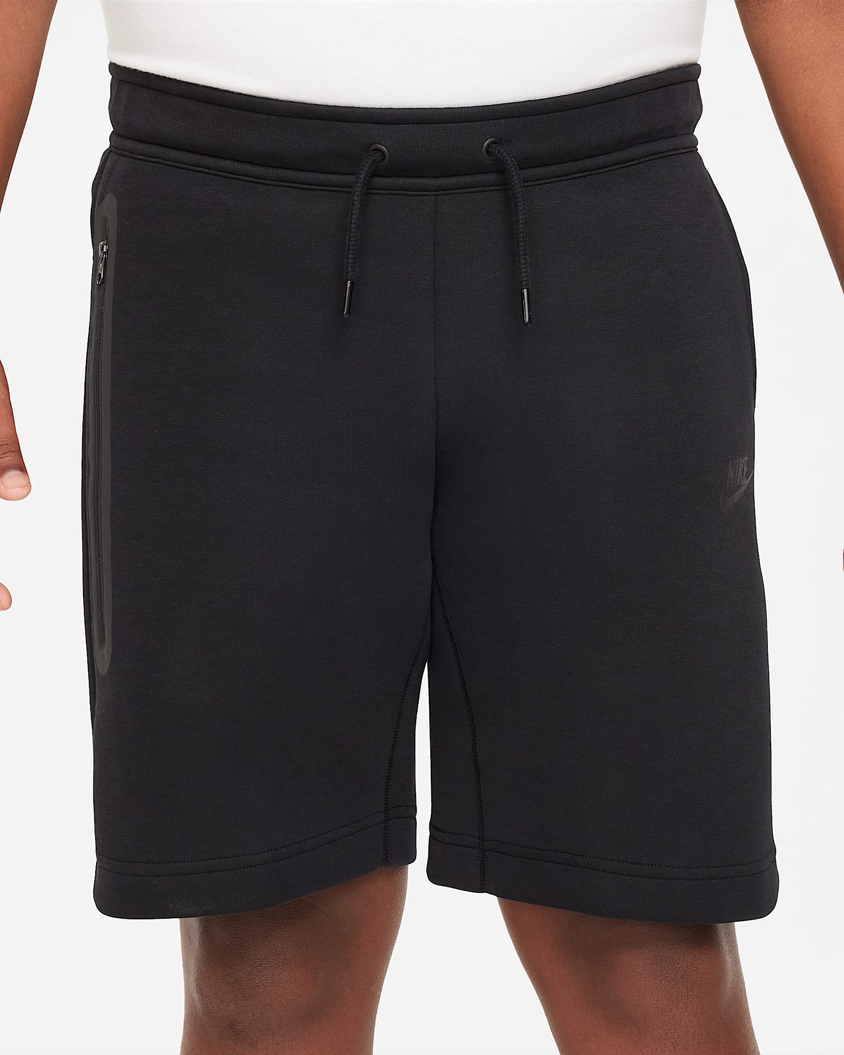 Nike Sportswear Tech Fleece Older Kids' (Boys') Shorts (Extended Size ...