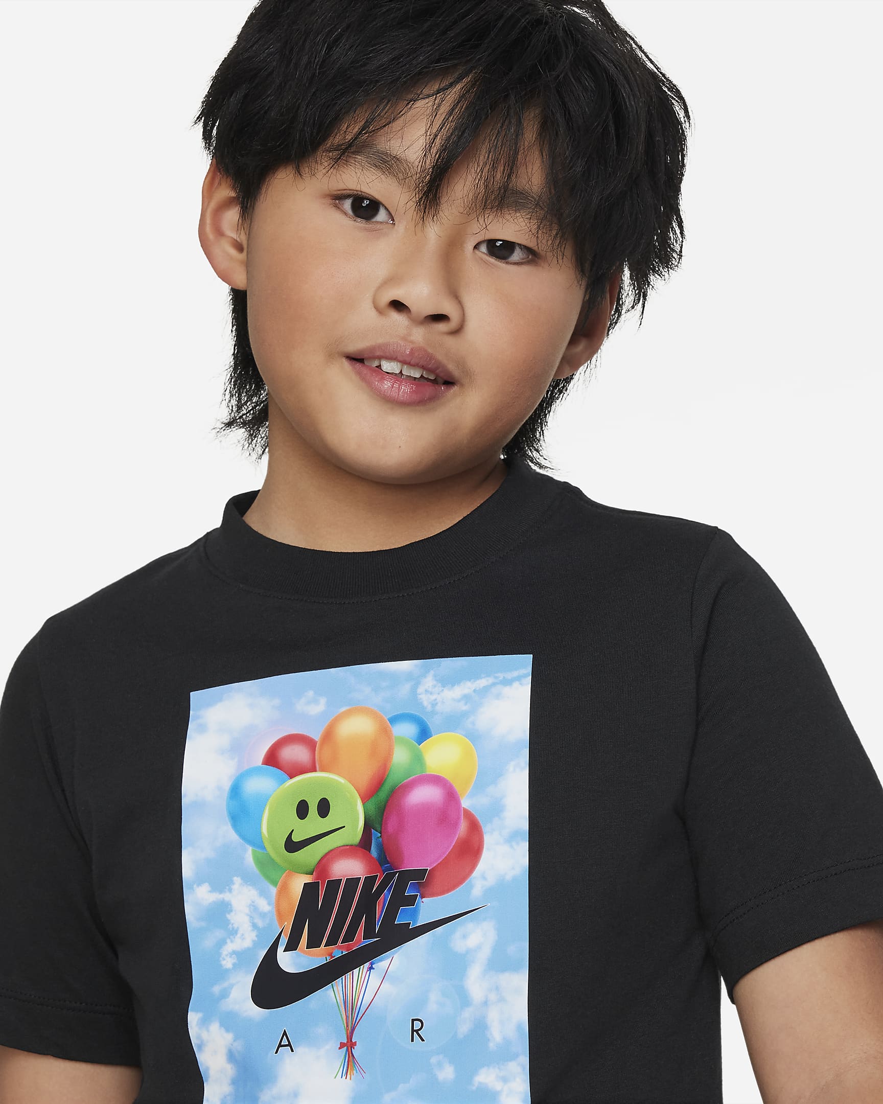 Nike Sportswear Older Kids' T-Shirt. Nike IN