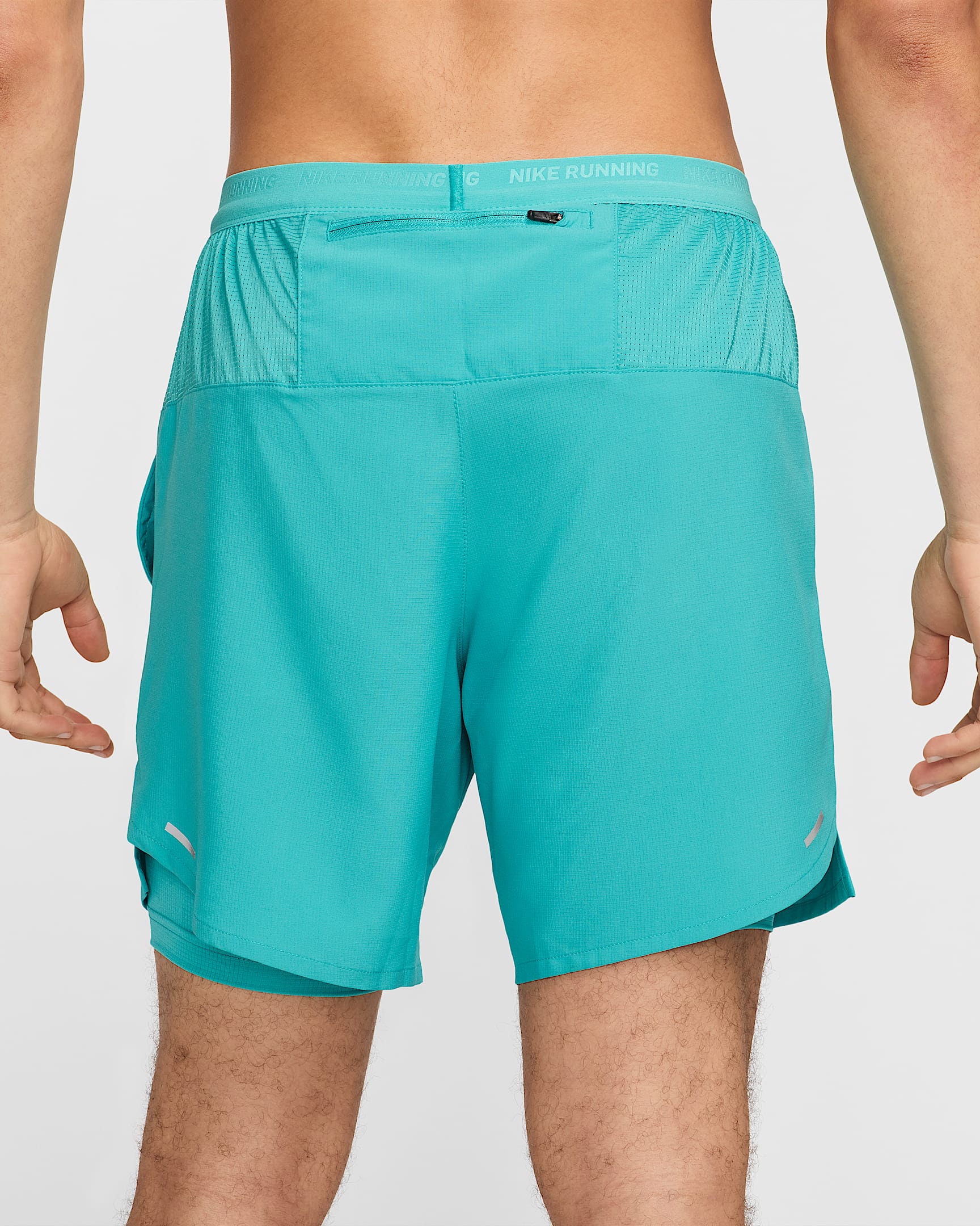 Shorts de running 2 en 1 Dri-FIT de 18 cm para hombre Nike Stride. Nike.com