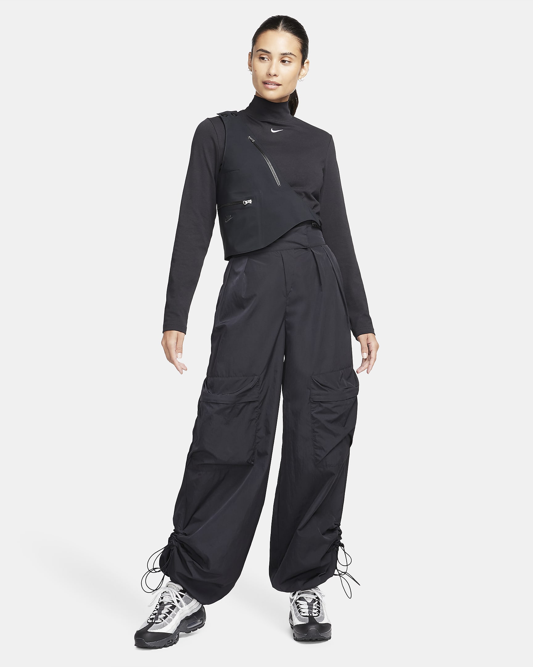 Nike Sportswear Tech Pack Women's Repel Gilet. Nike CZ