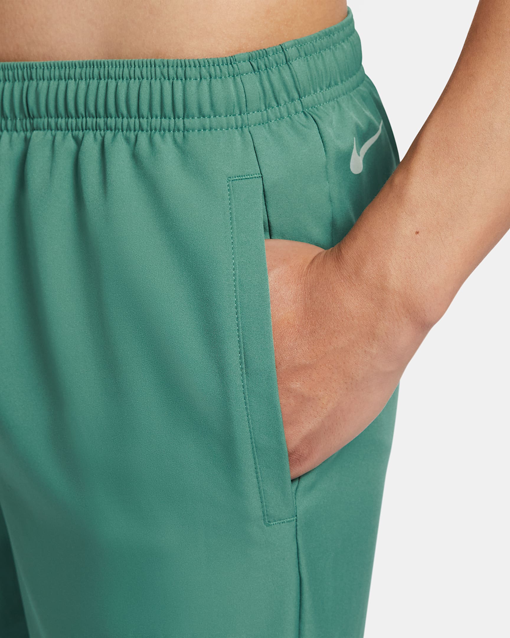 Nike Challenger Flash Men's Dri-FIT Woven Running Trousers. Nike IN