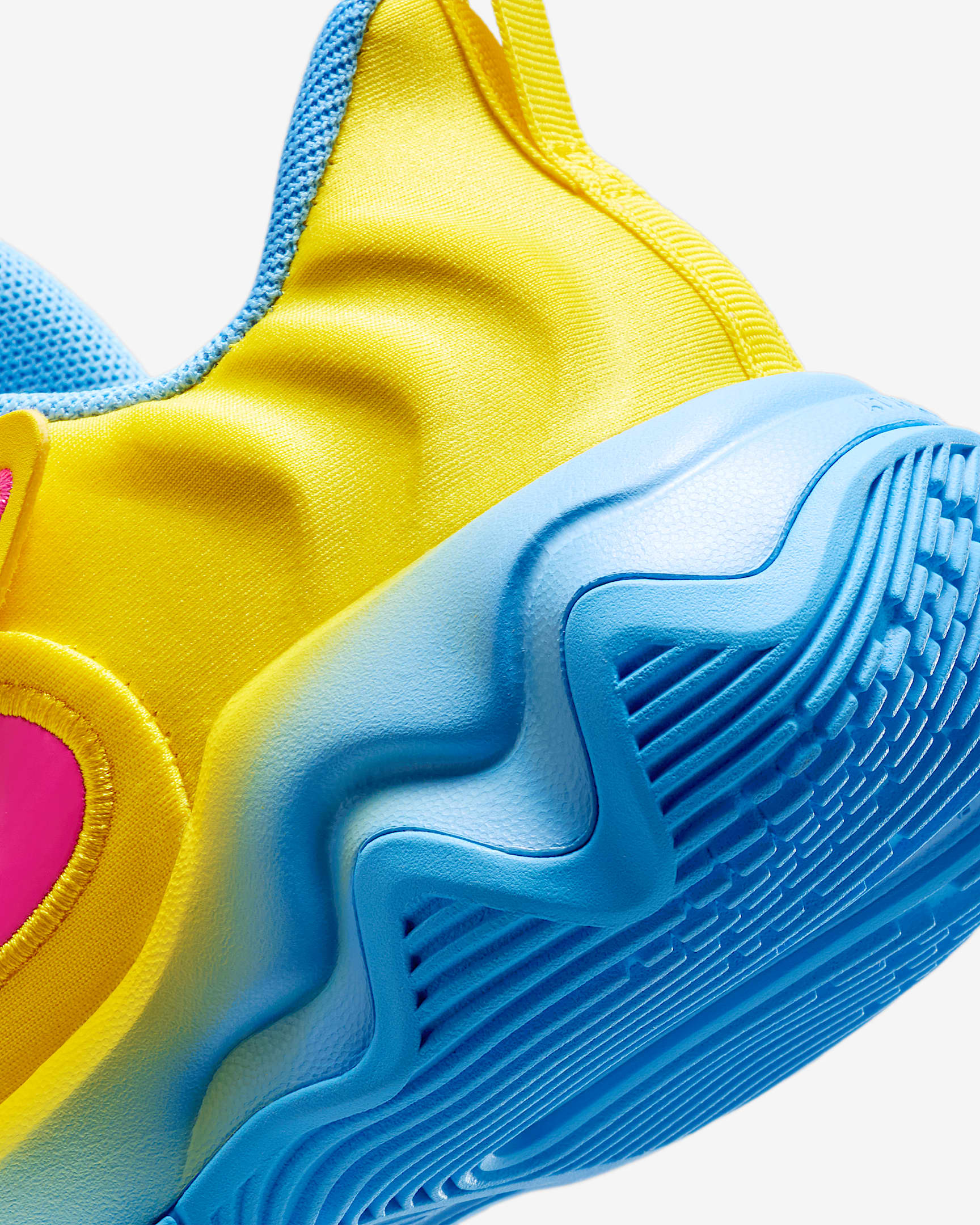 Giannis Immortality 4 Younger Kids' Shoes. Nike IE