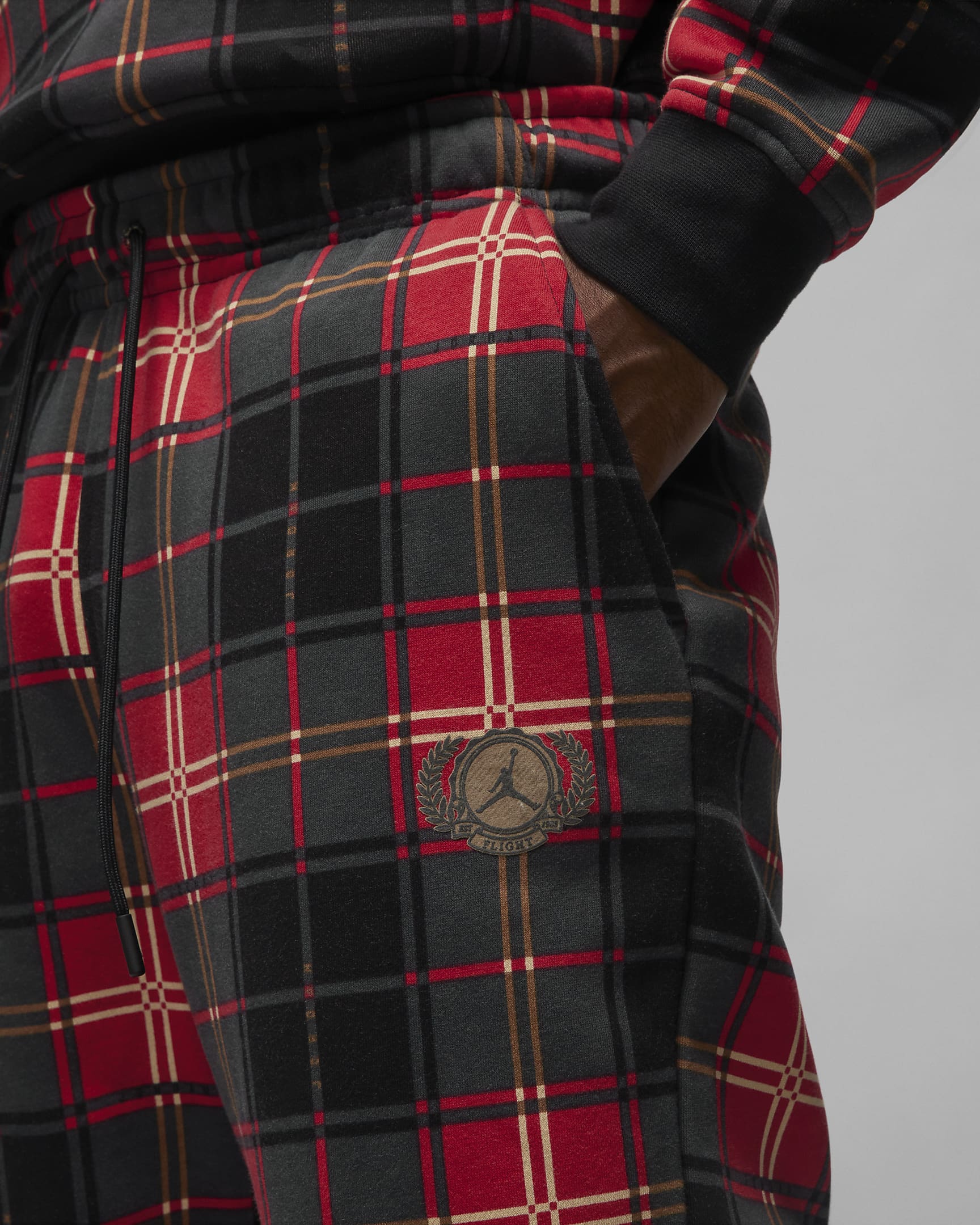 Jordan Essential Festive Men's Fleece Trousers. Nike PH