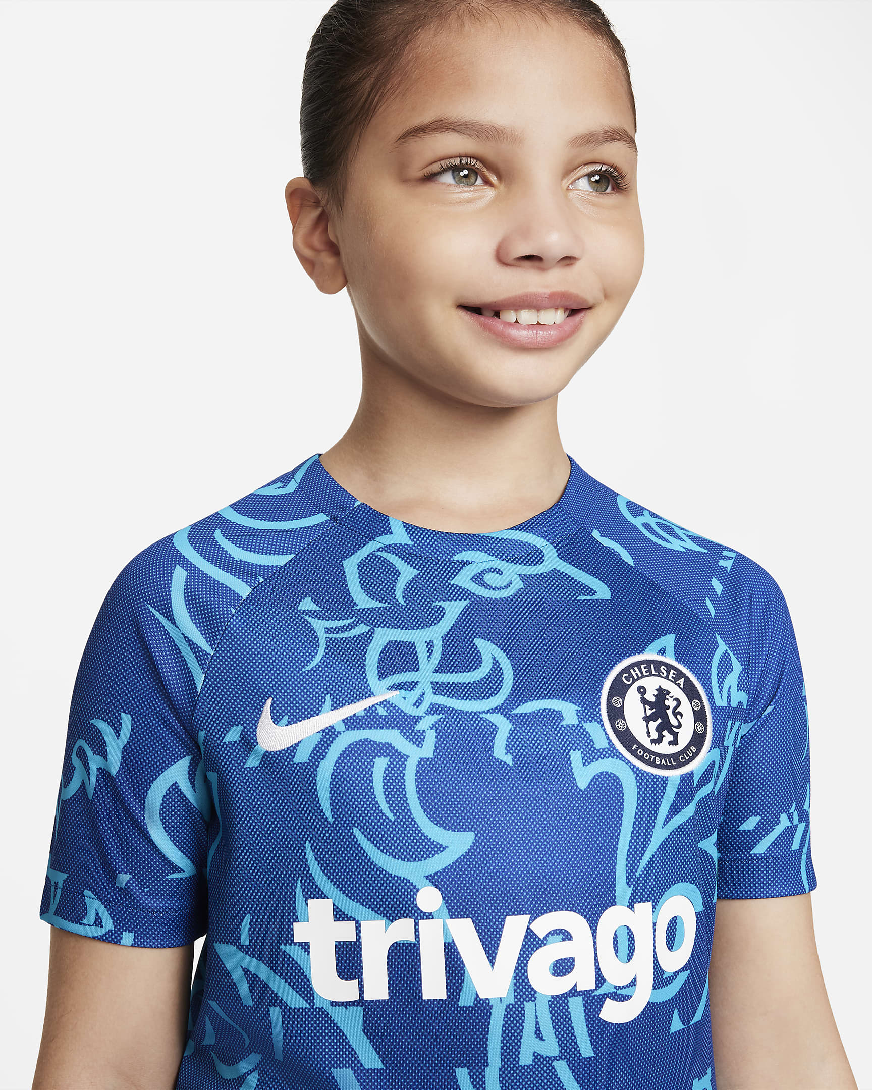 Chelsea F.C. Older Kids' Nike Dri-FIT Pre-Match Football Top. Nike LU