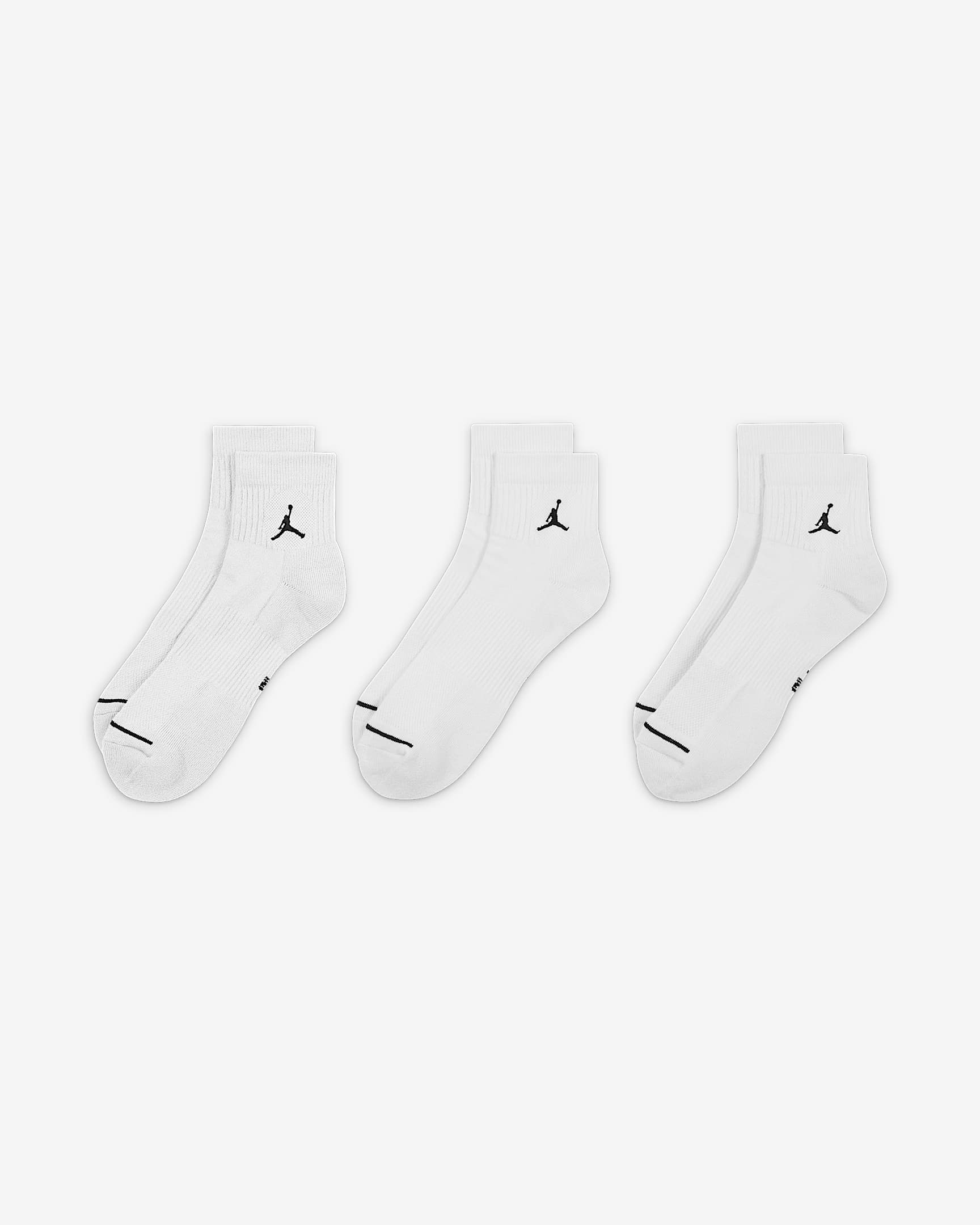 Jordan Everyday Ankle Socks (3 Pairs). Nike HR