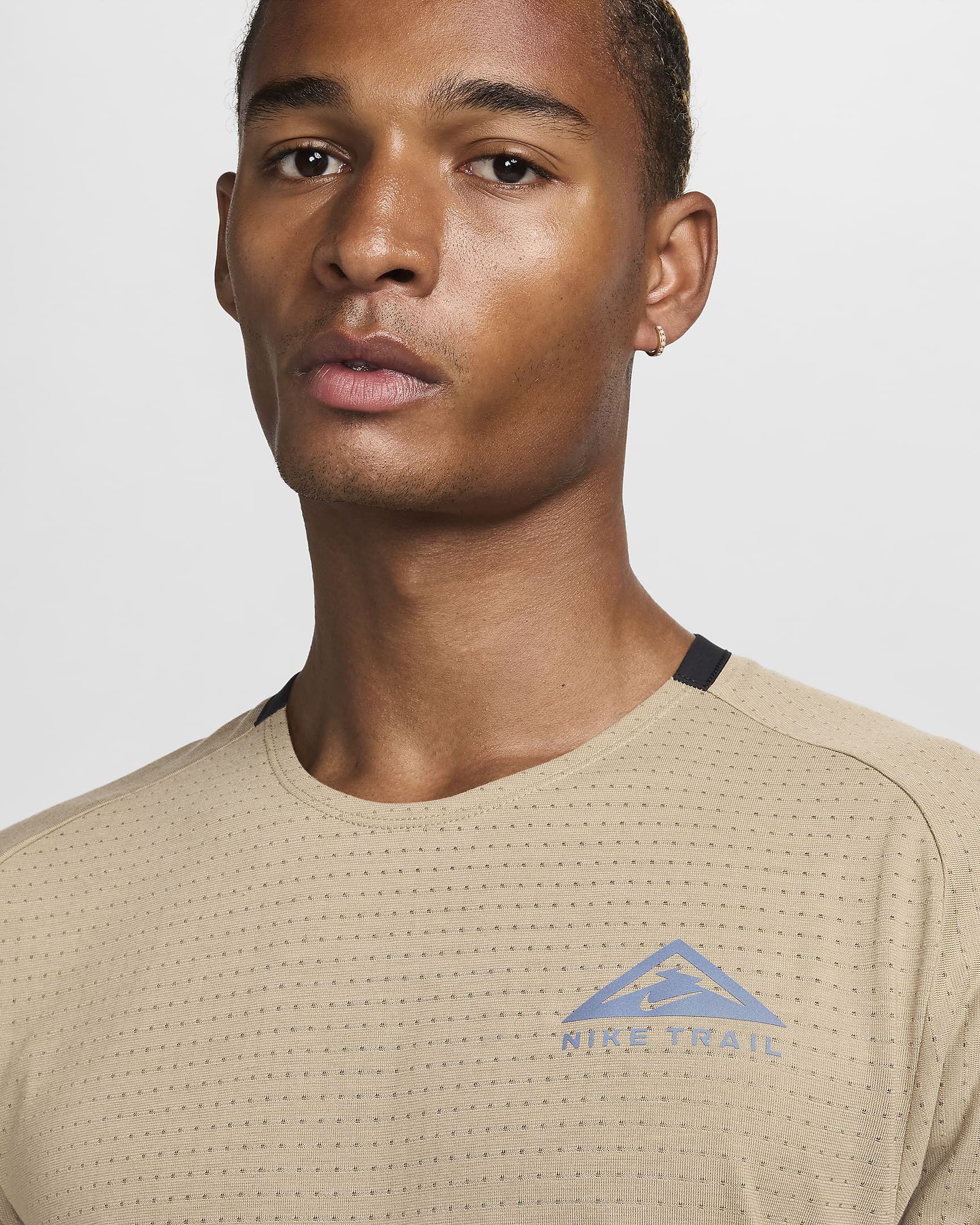 Nike Trail Solar Chase Men's Dri-FIT Short-Sleeve Running Top. Nike.com