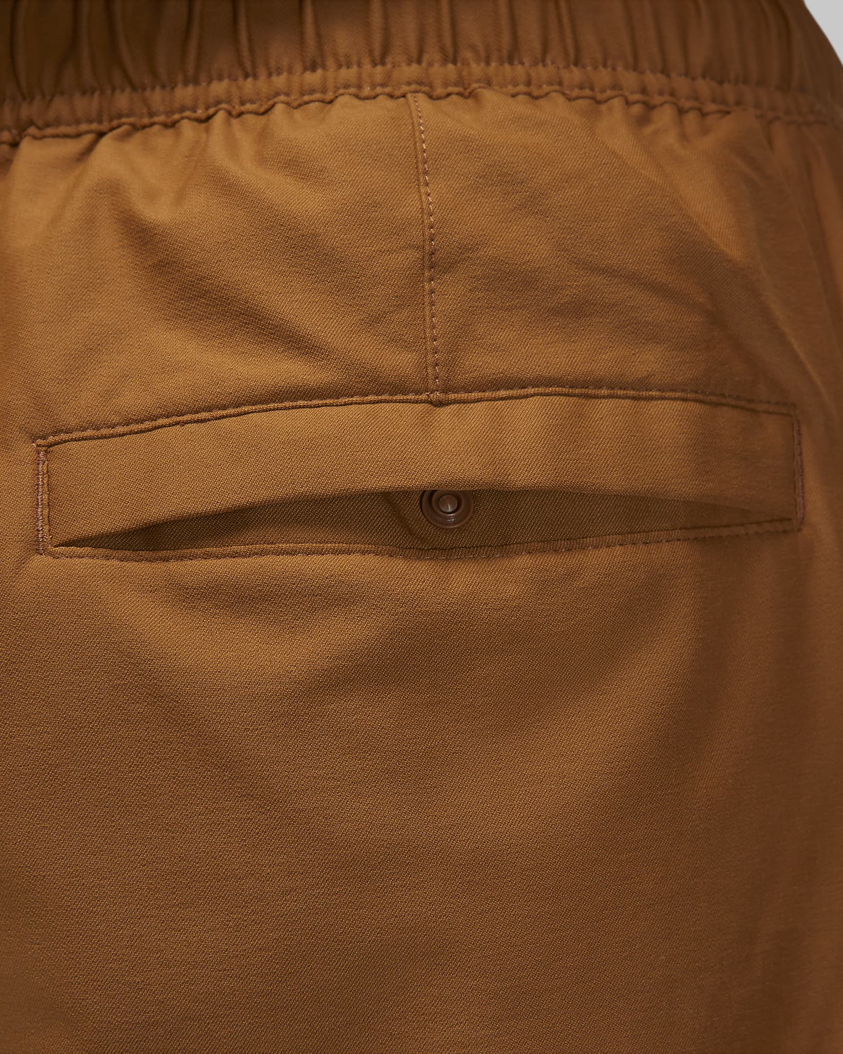 Jordan Essentials Men's Cropped Trousers. Nike AT