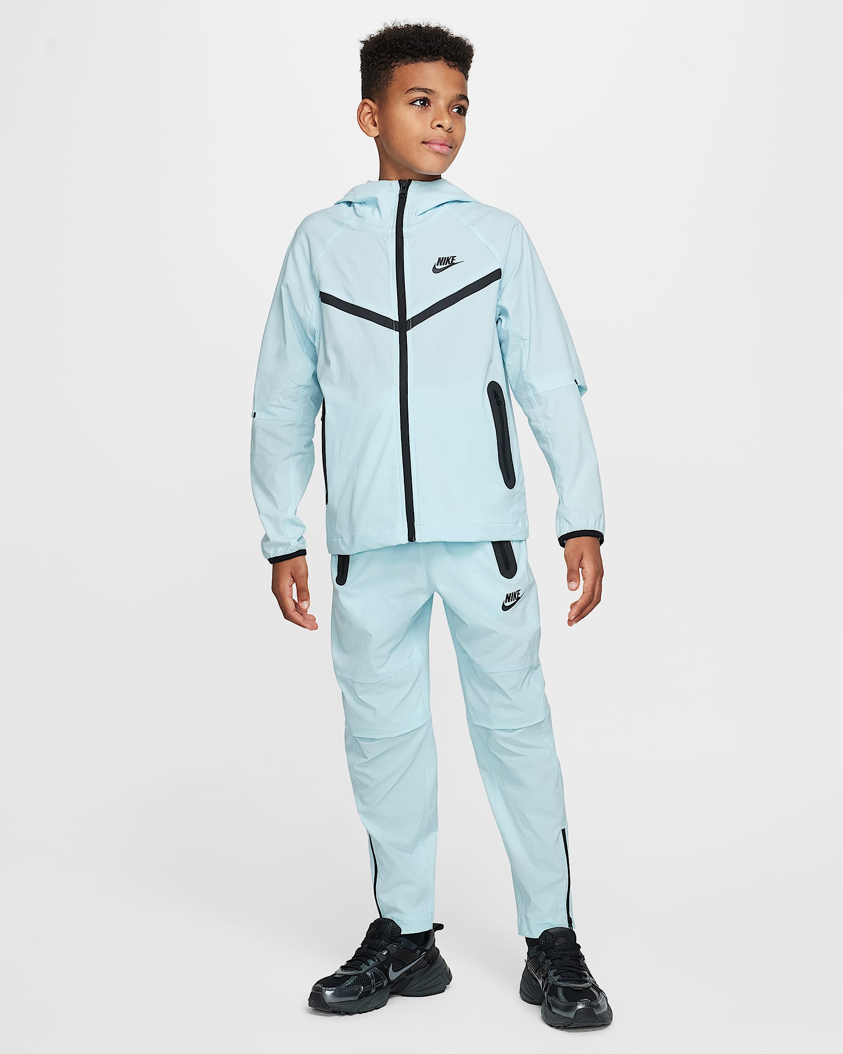 Nike Tech Older Kids' (Boys') Woven Jacket. Nike IE