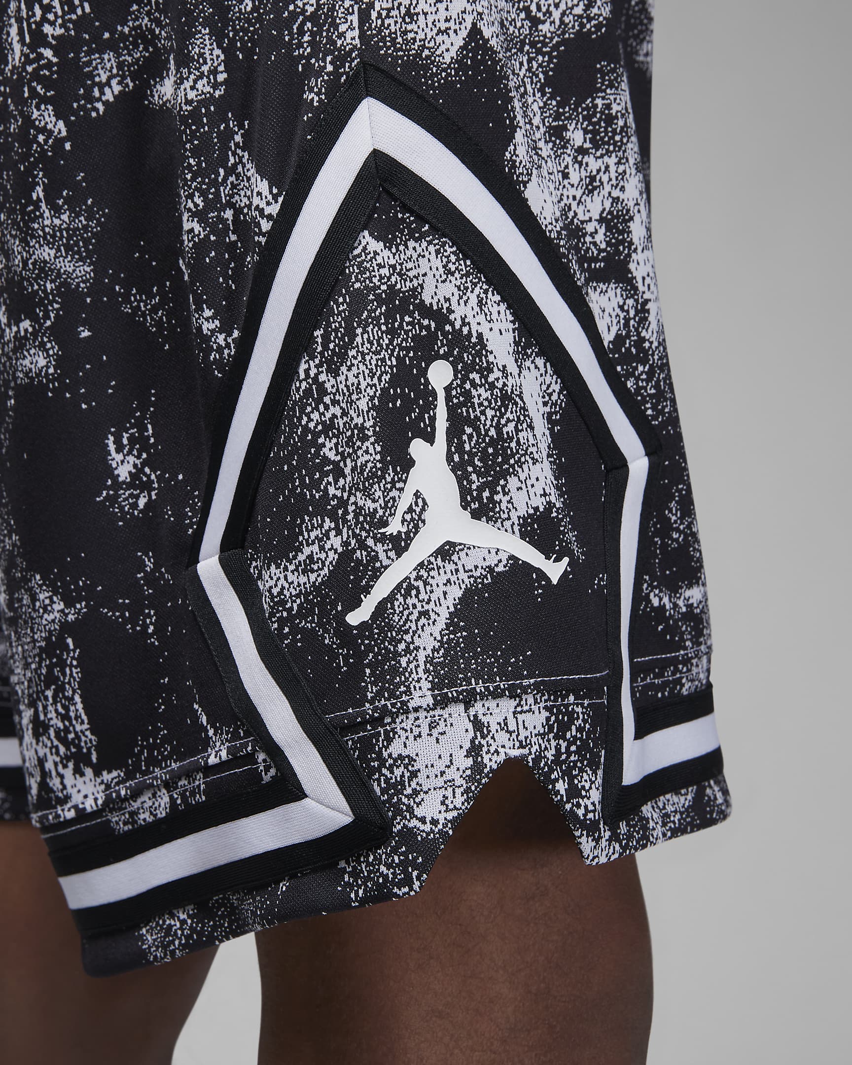 Jordan Dri-FIT Sport Men's Diamond Shorts. Nike IN