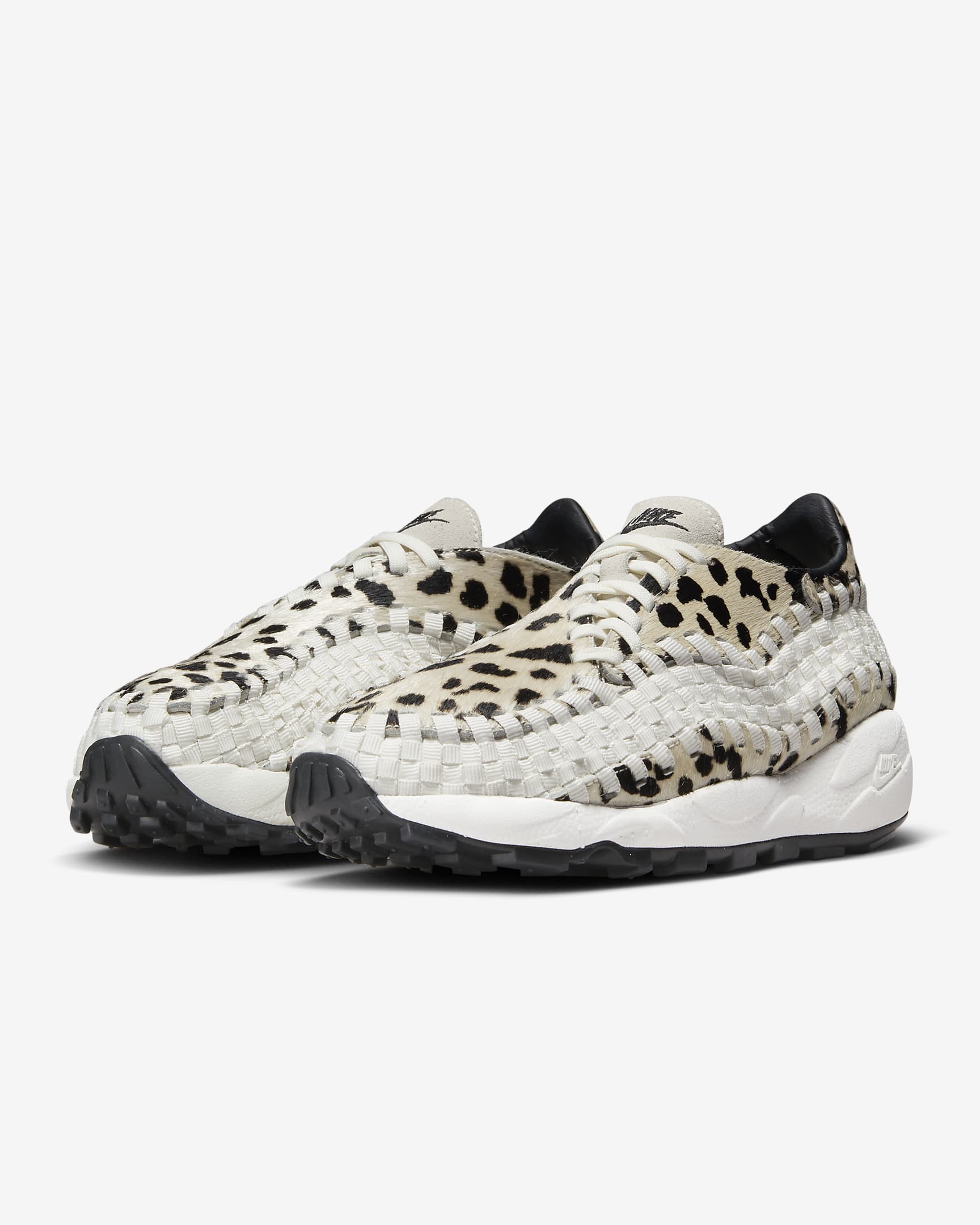 Nike Air Footscape Woven Women's Shoes. Nike JP