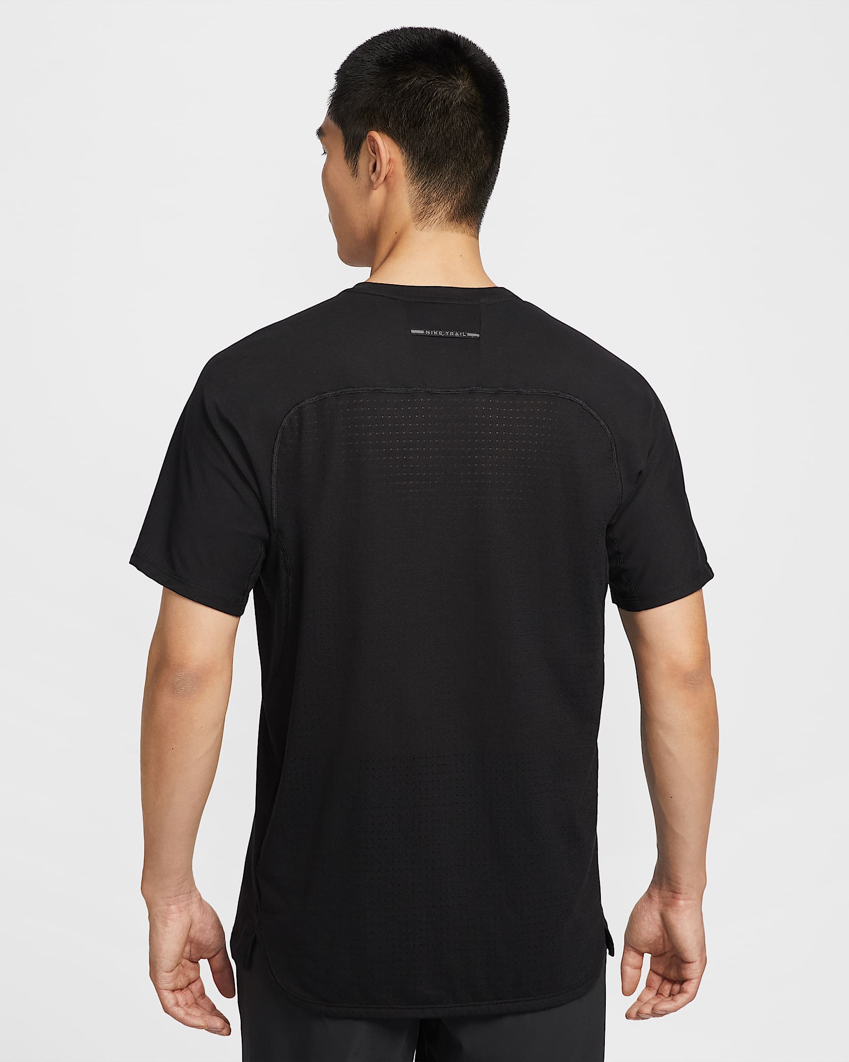Nike Trail Solar Chase Men's Dri-FIT ADV Short-Sleeve Running Top. Nike IN