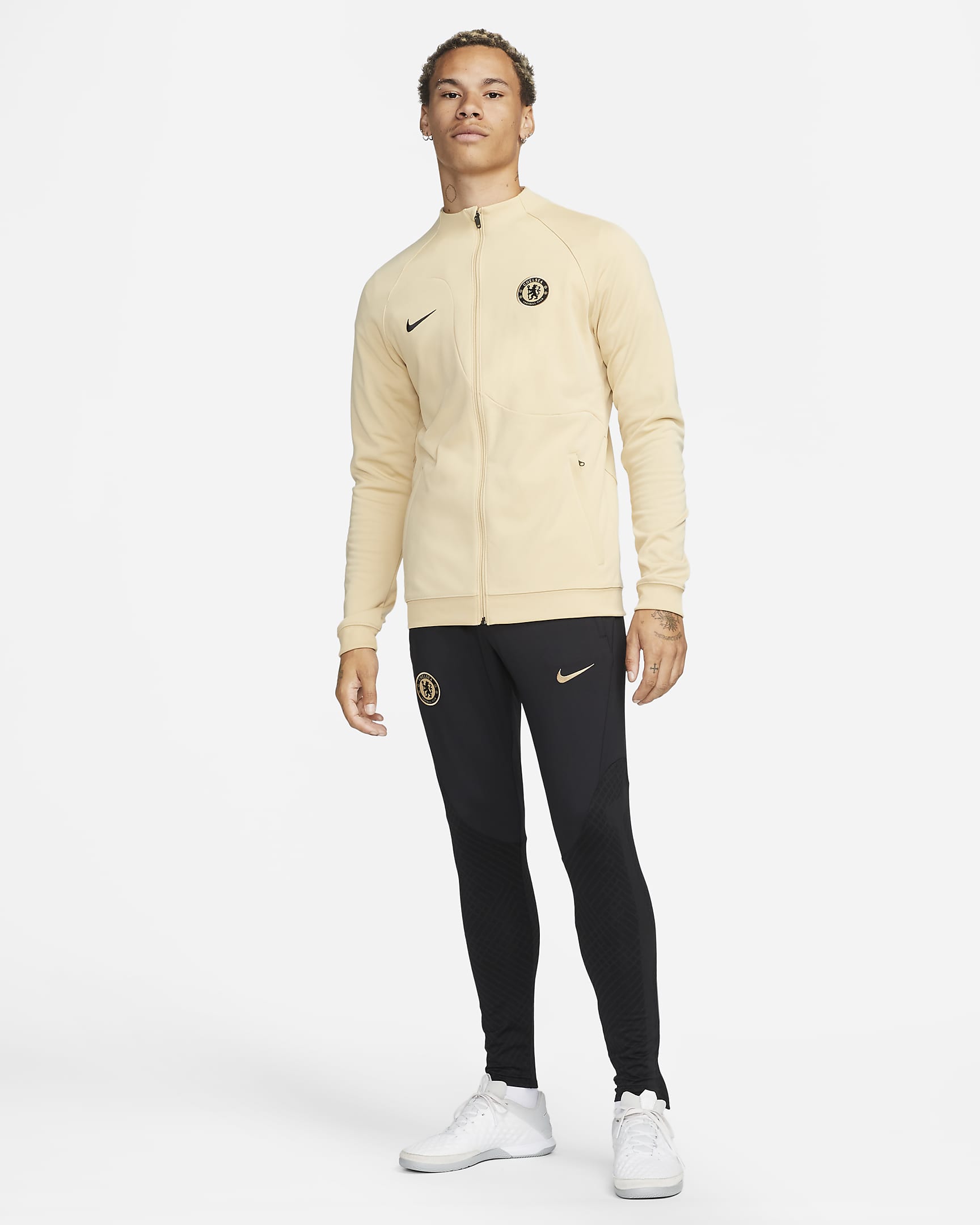 Chelsea F.C. Strike Men's Nike Dri-FIT Knit Football Pants. Nike NL