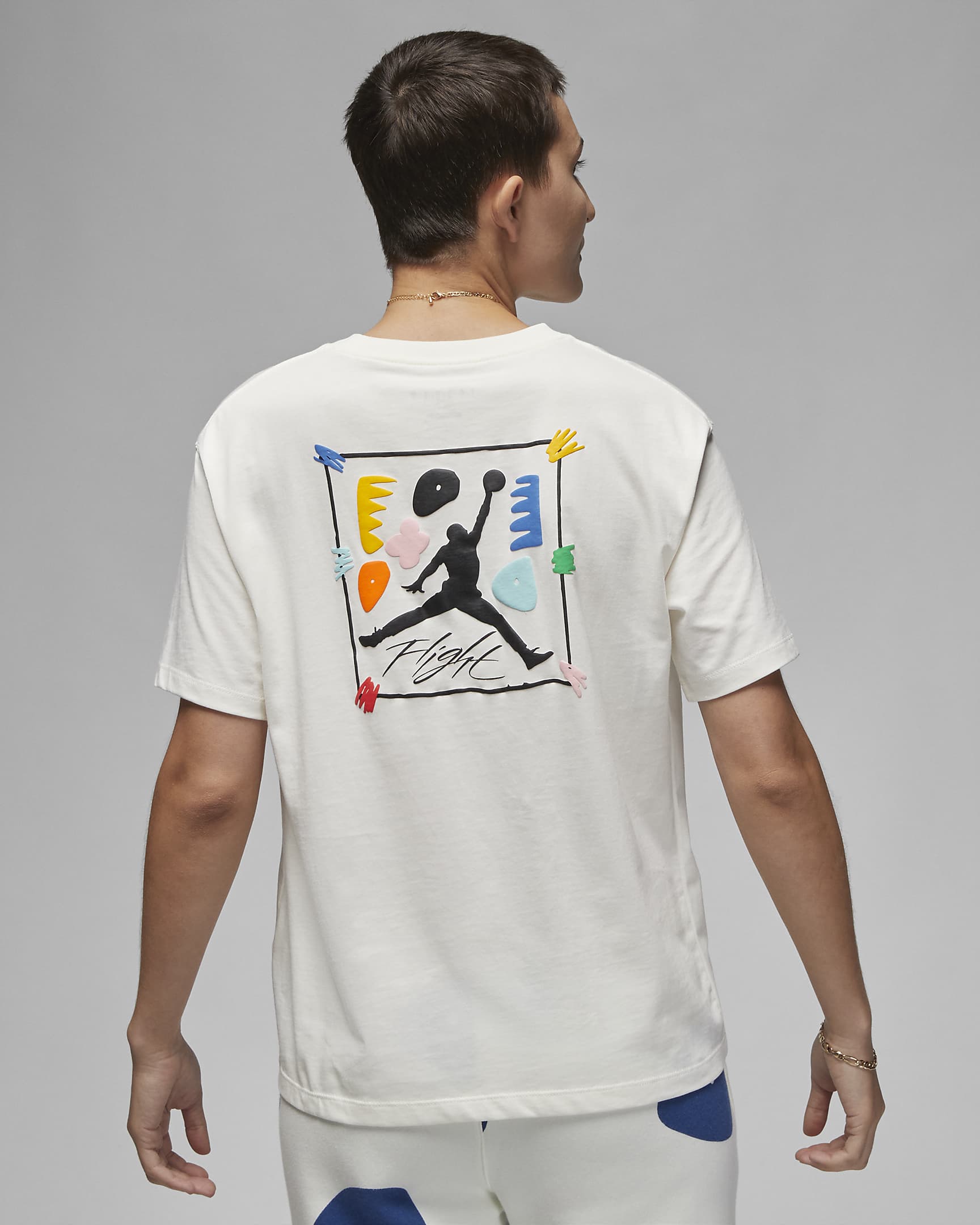 Jordan Artist Series by Mia Lee Women's T-Shirt. Nike AE