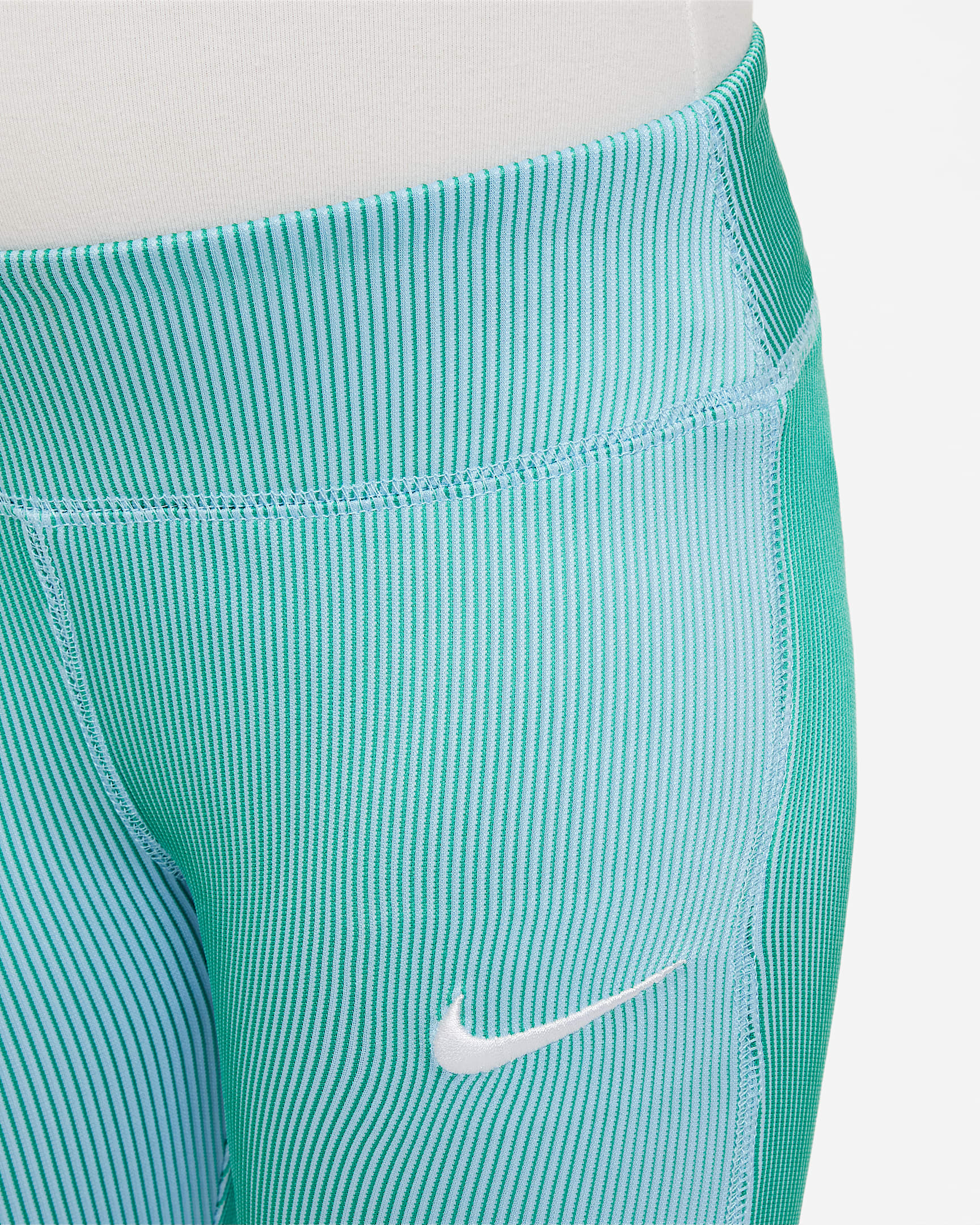 Nike Meta-Morph Color Shift Little Kids' Leggings. Nike.com