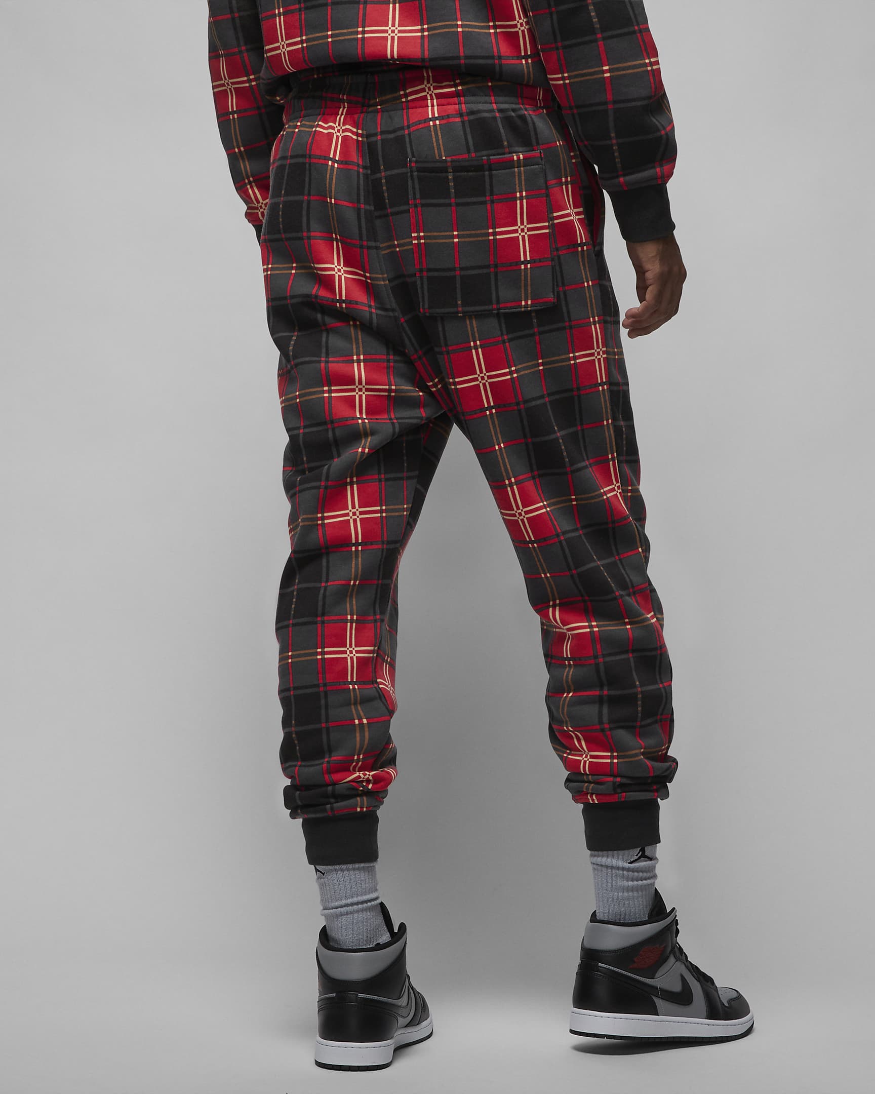 Jordan Essential Festive Men's Fleece Trousers. Nike PH