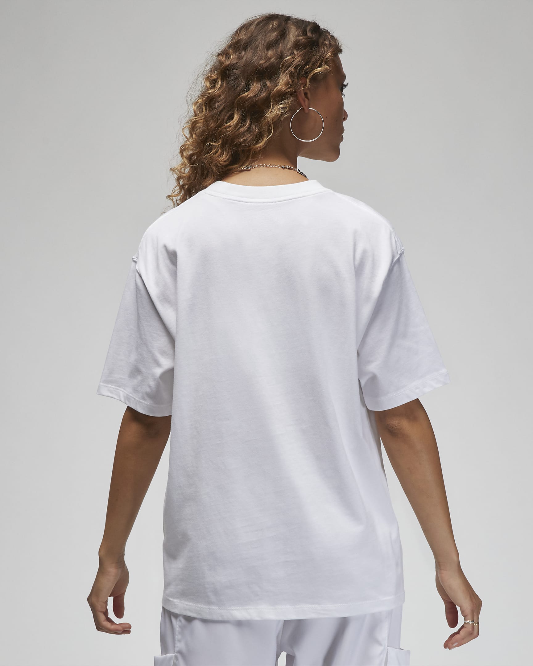 Jordan Essentials Women's Top. Nike LU