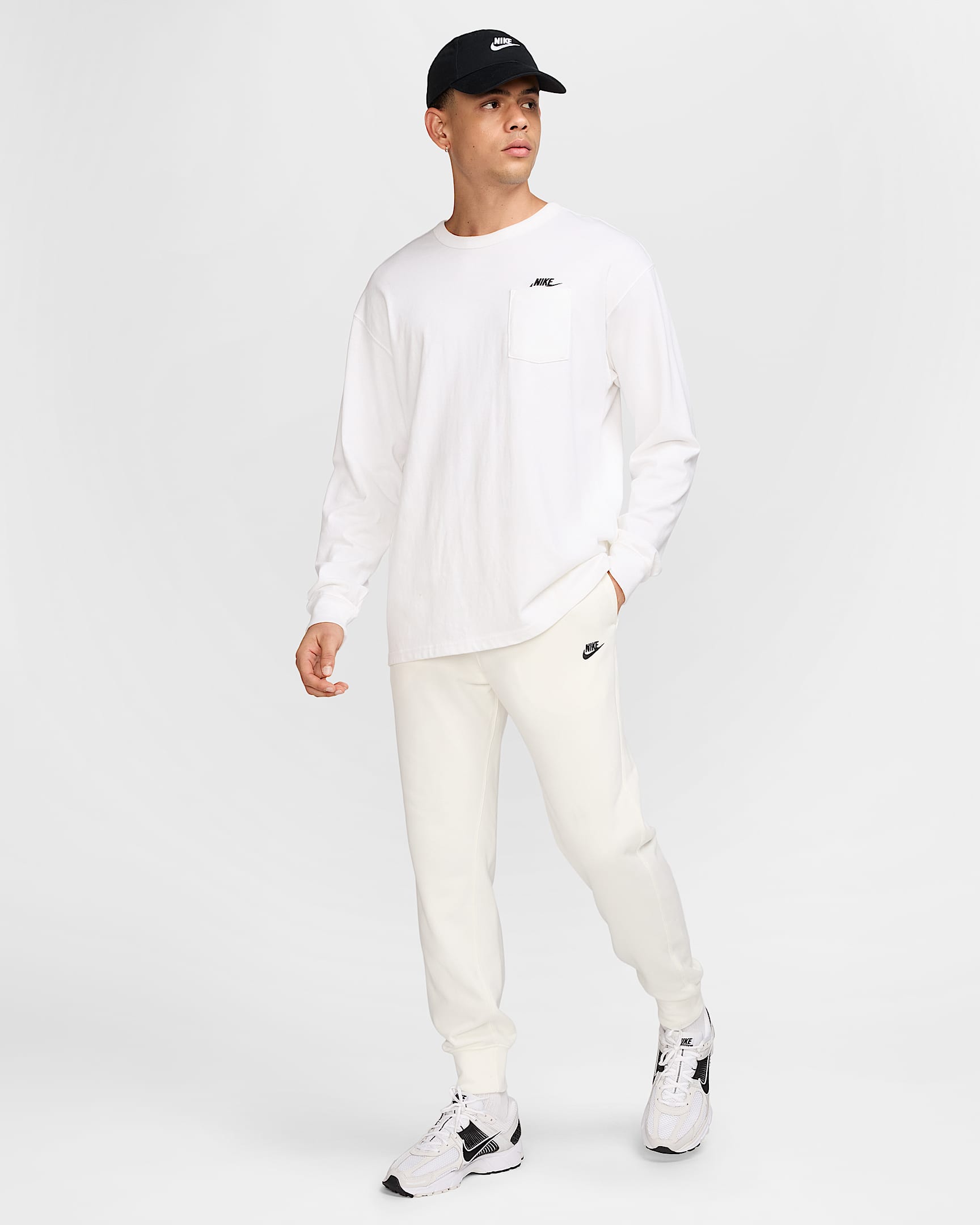 Nike Club Men's French Terry Joggers. Nike UK
