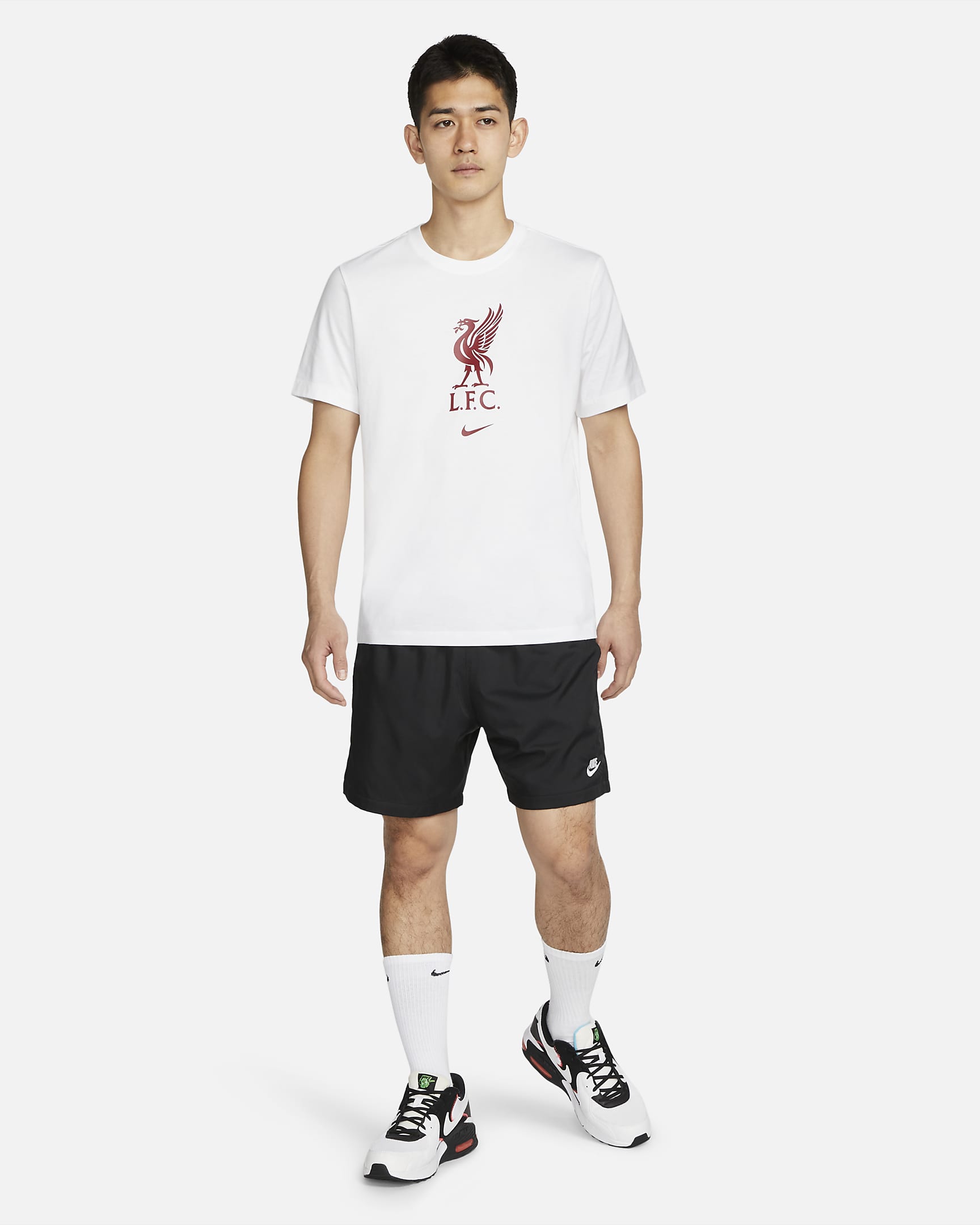 Liverpool F.C. Men's Football T-Shirt. Nike IN