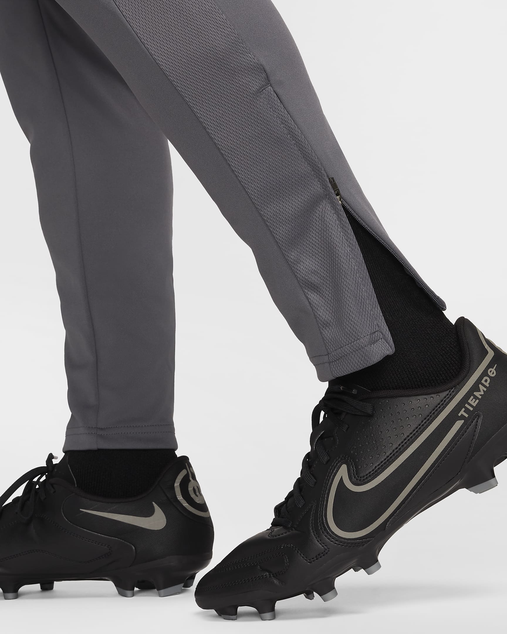 Nike Dri-FIT Academy Men's Dri-FIT Soccer Pants. Nike.com