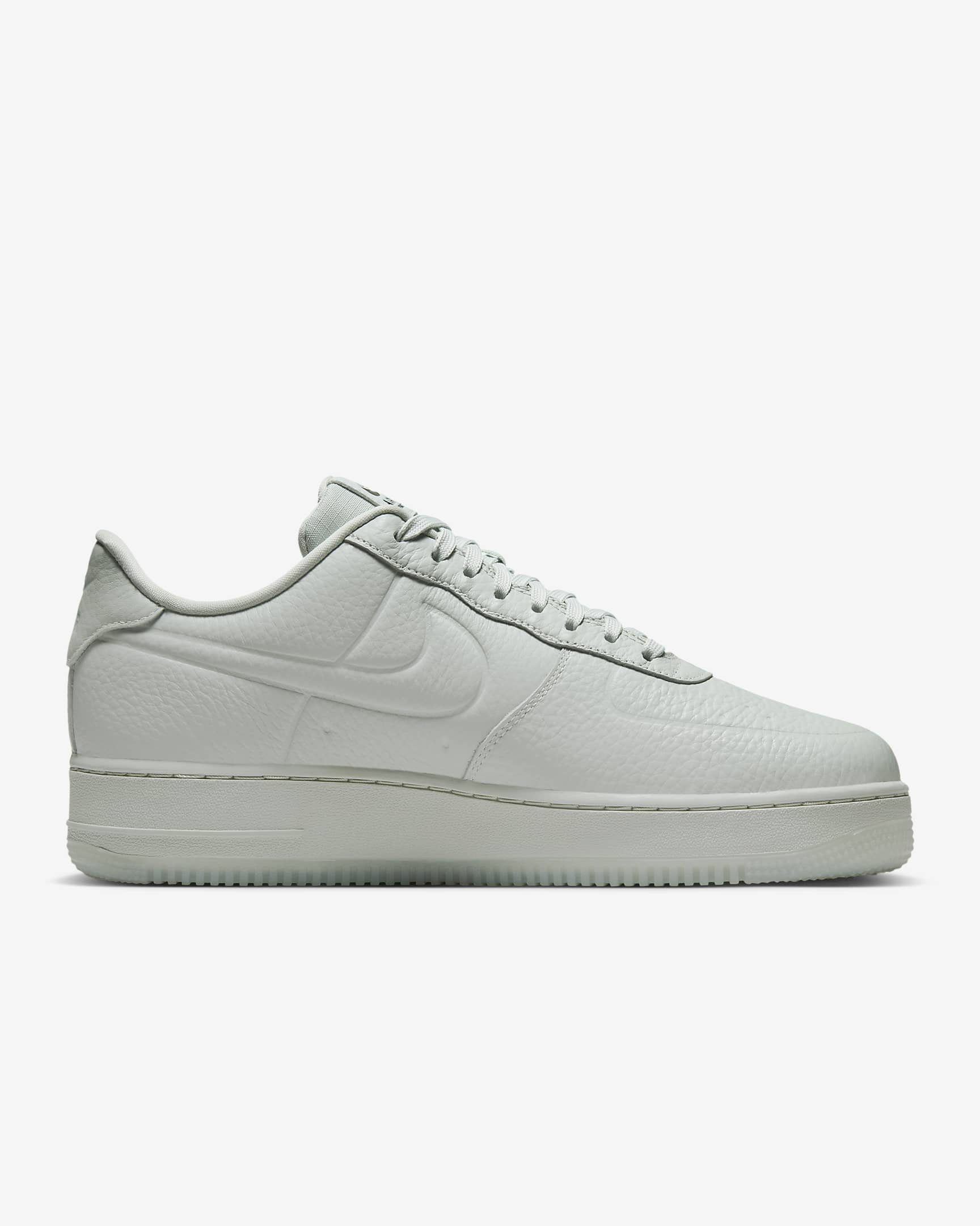 Nike Air Force 1 '07 Pro-Tech Men's Shoes. Nike UK