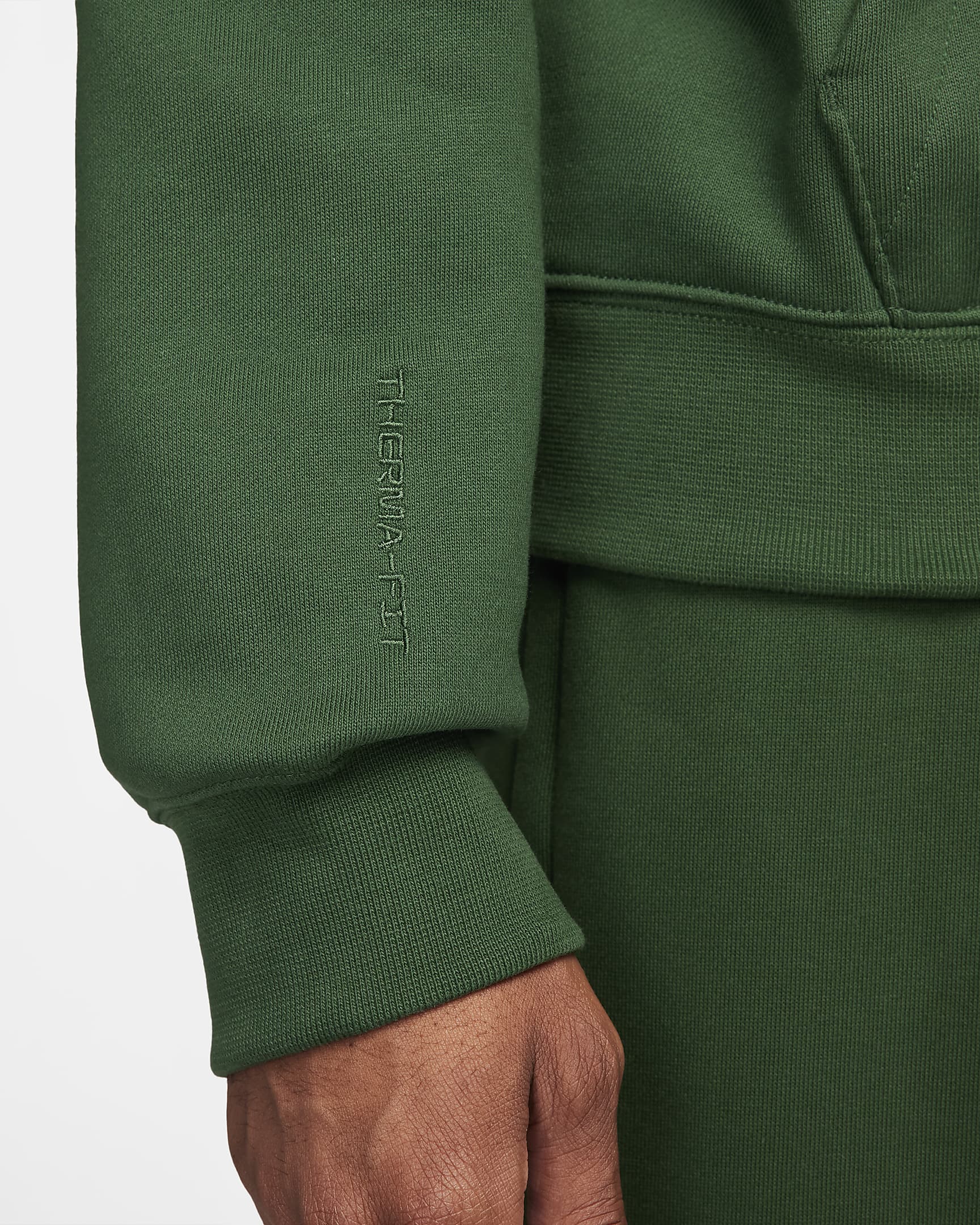Nike Sportswear Therma-FIT Tech Pack Men's Winterized Top. Nike RO