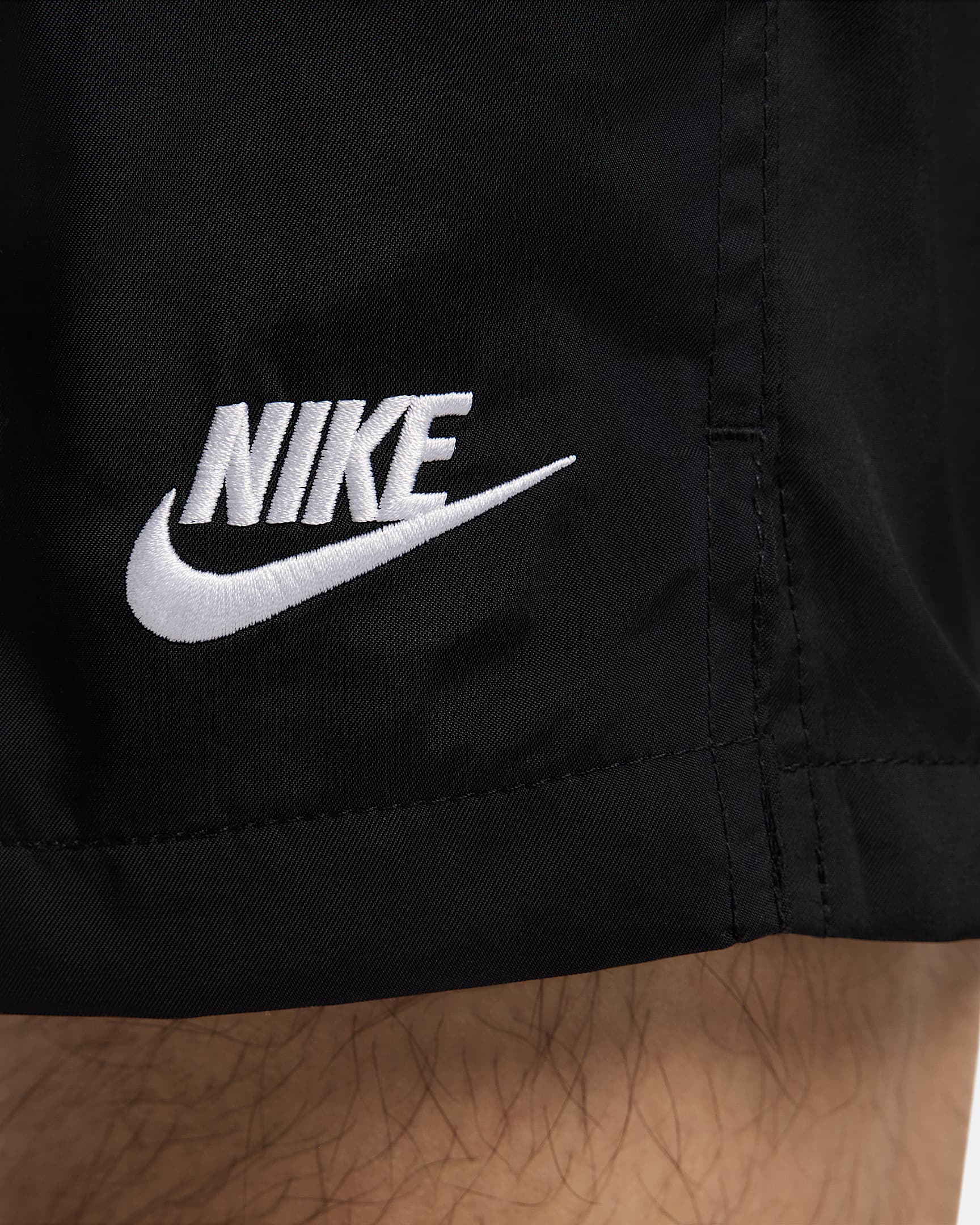 Nike Sportswear Men's Woven Flow Shorts. Nike BE