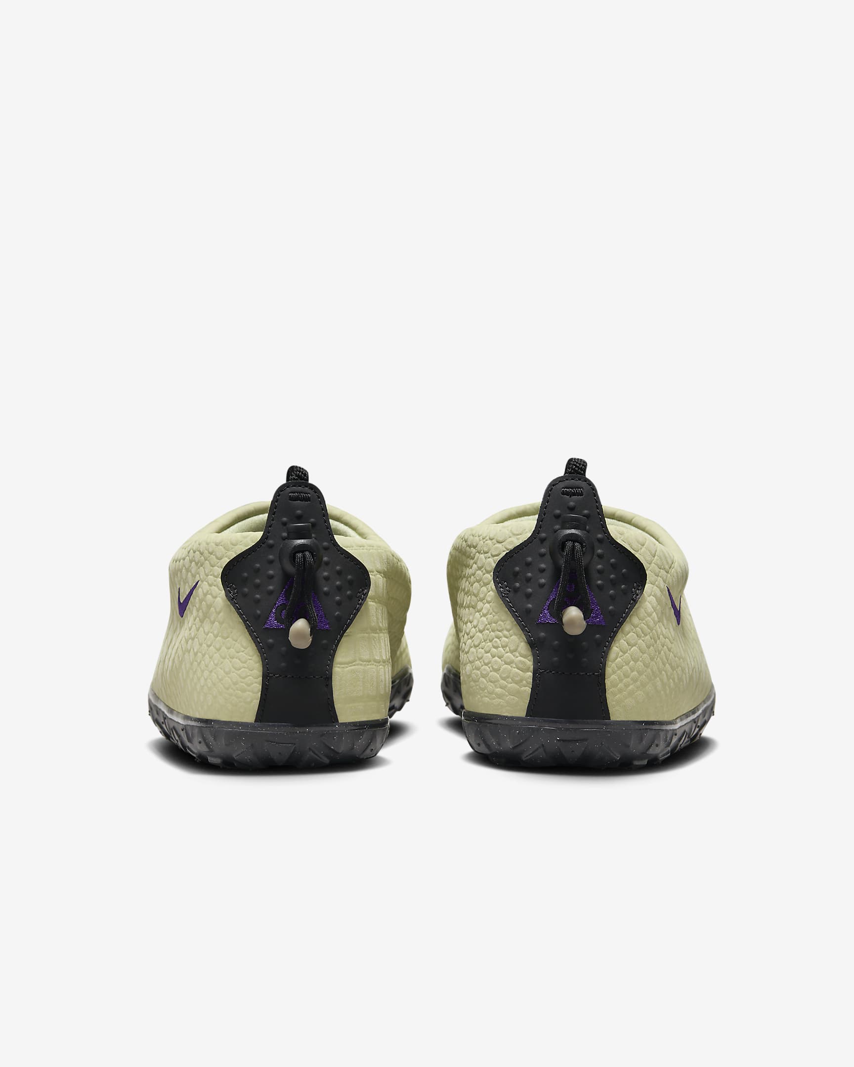 Nike ACG Moc Premium Men's Shoes. Nike LU