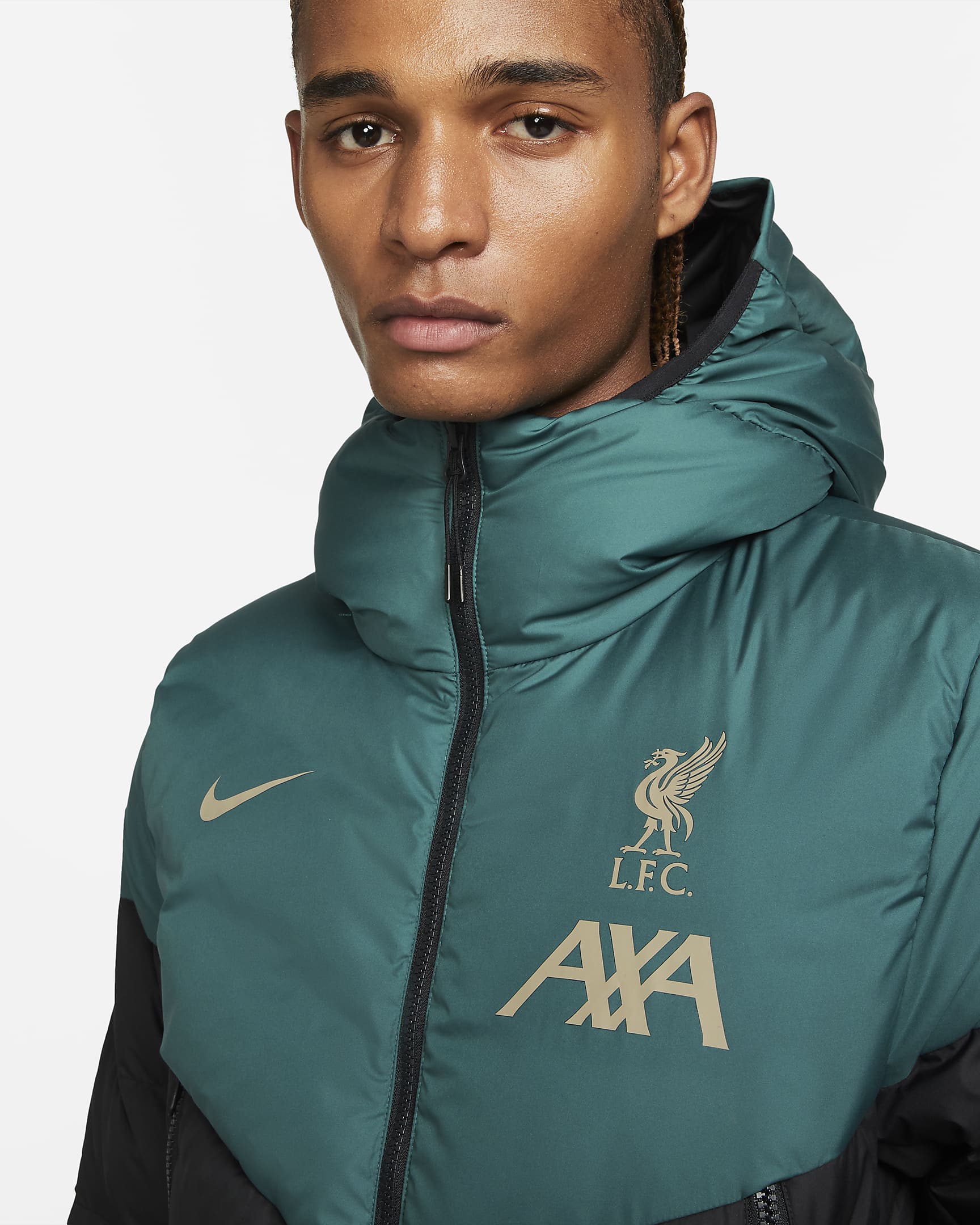 Liverpool F.C. Strike Men's Nike Therma-FIT Football Jacket. Nike IL