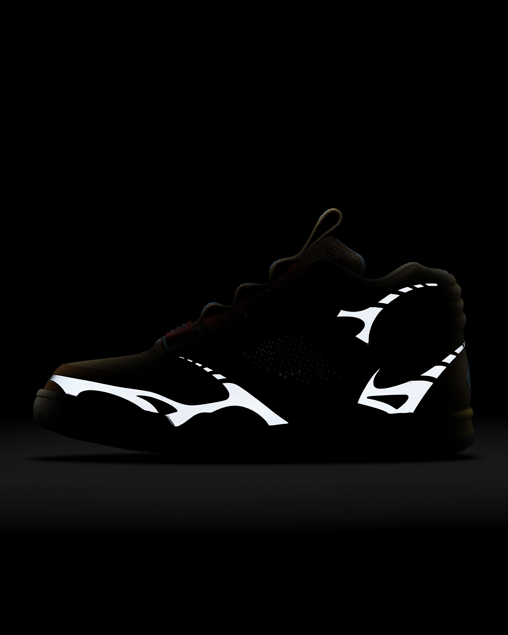 Nike Air Trainer 1 SP Men's Shoes. Nike BE