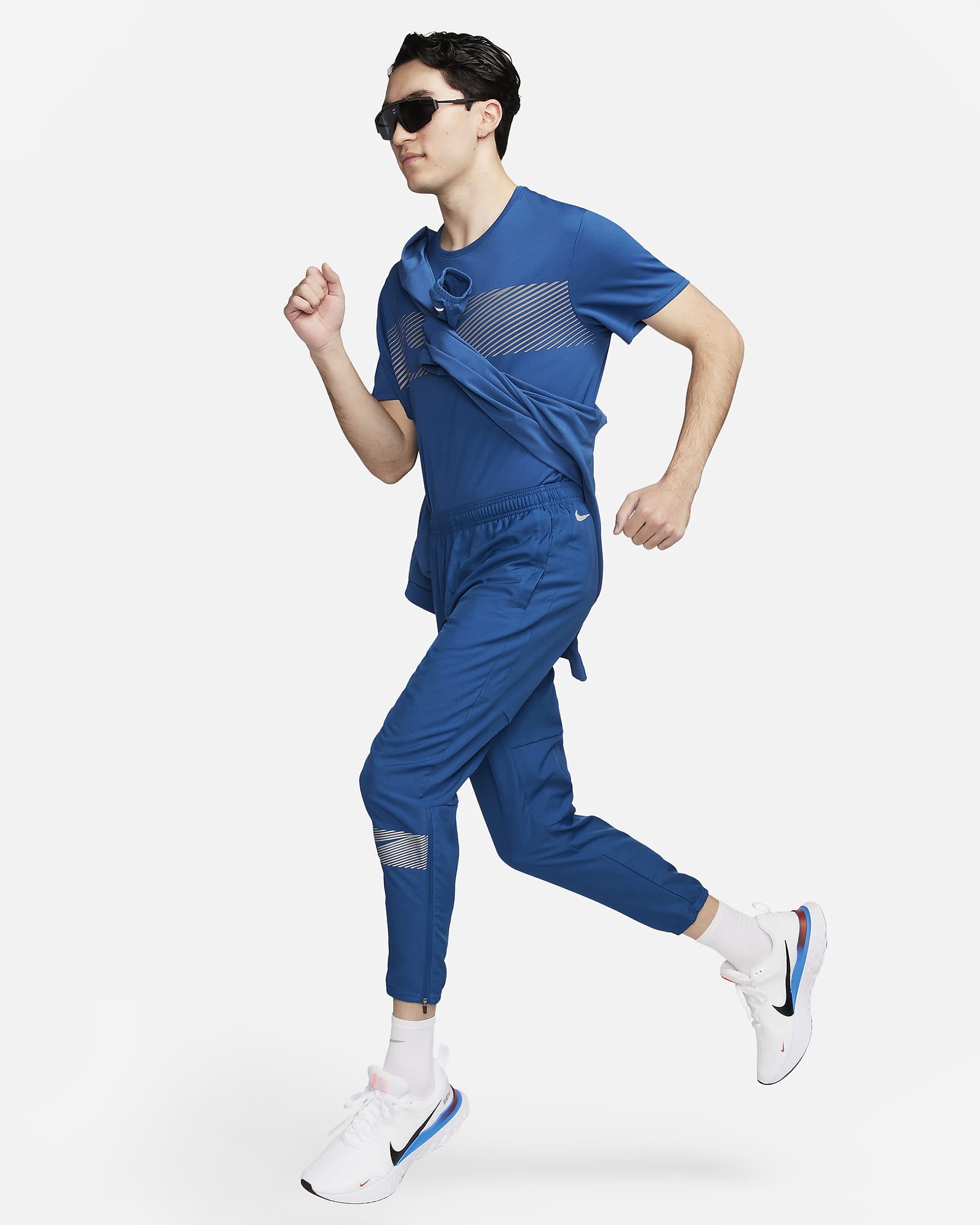 Nike Challenger Flash Men's Dri-FIT Woven Running Trousers. Nike ID