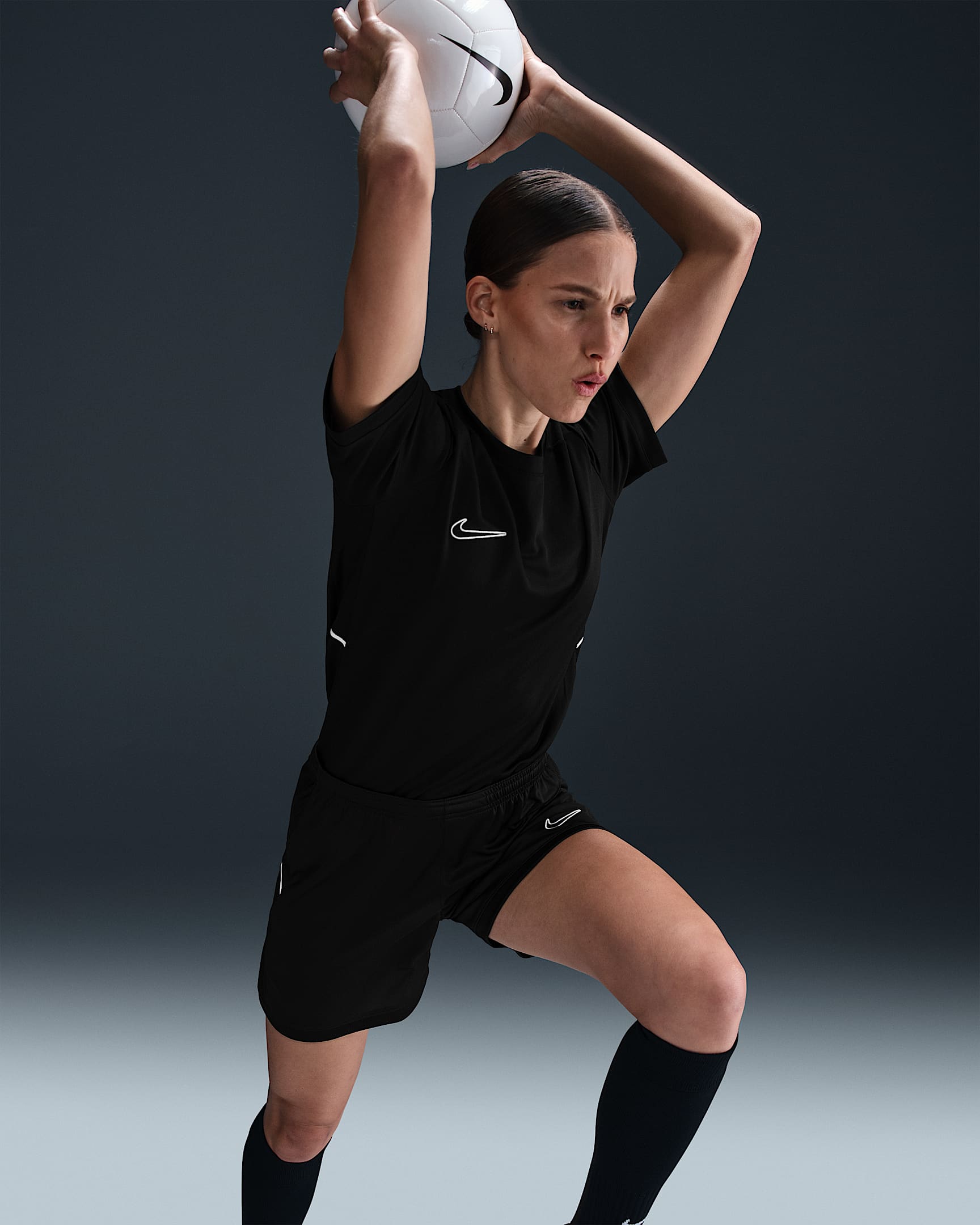 Nike Academy Women's Dri-FIT Football Top. Nike IL