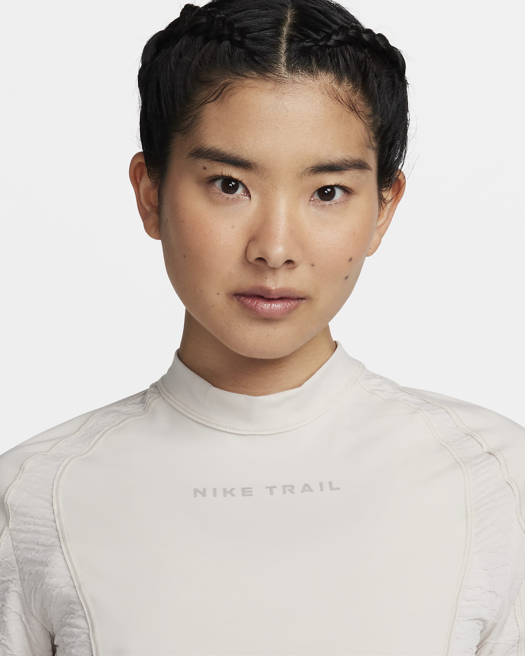 Nike Trail Women's Dri-FIT Long-Sleeve Running Top. Nike PH