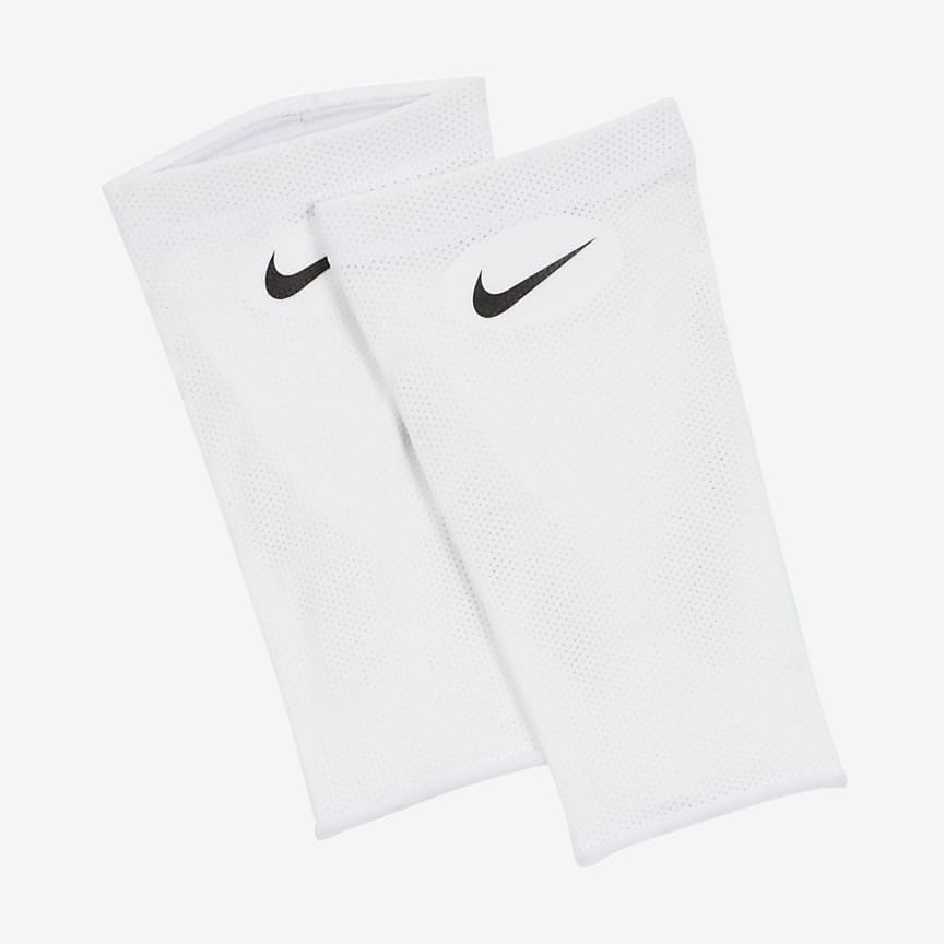 Nike Guard Lock Football Guard Sleeves (1 Pair). Nike LU