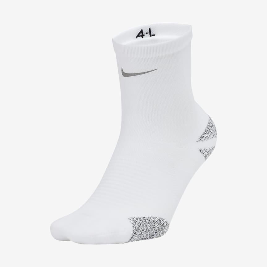 Nike Multiplier Running Ankle Socks (2 Pairs). Nike BE